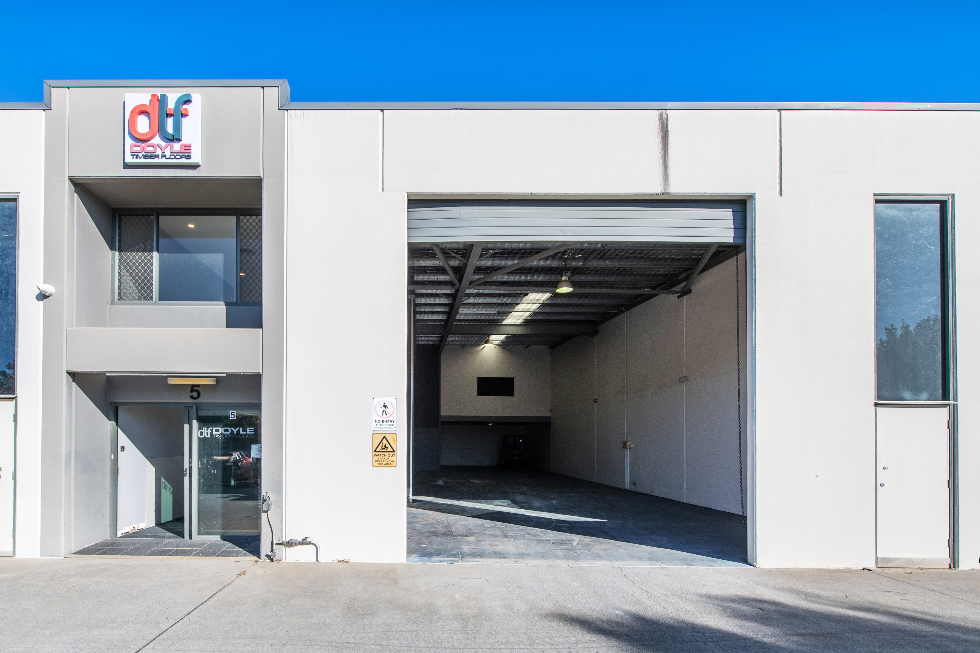5/2-6 Commerce Circuit, Yatala, QLD 4207 - Sold Industrial/Warehouse ...