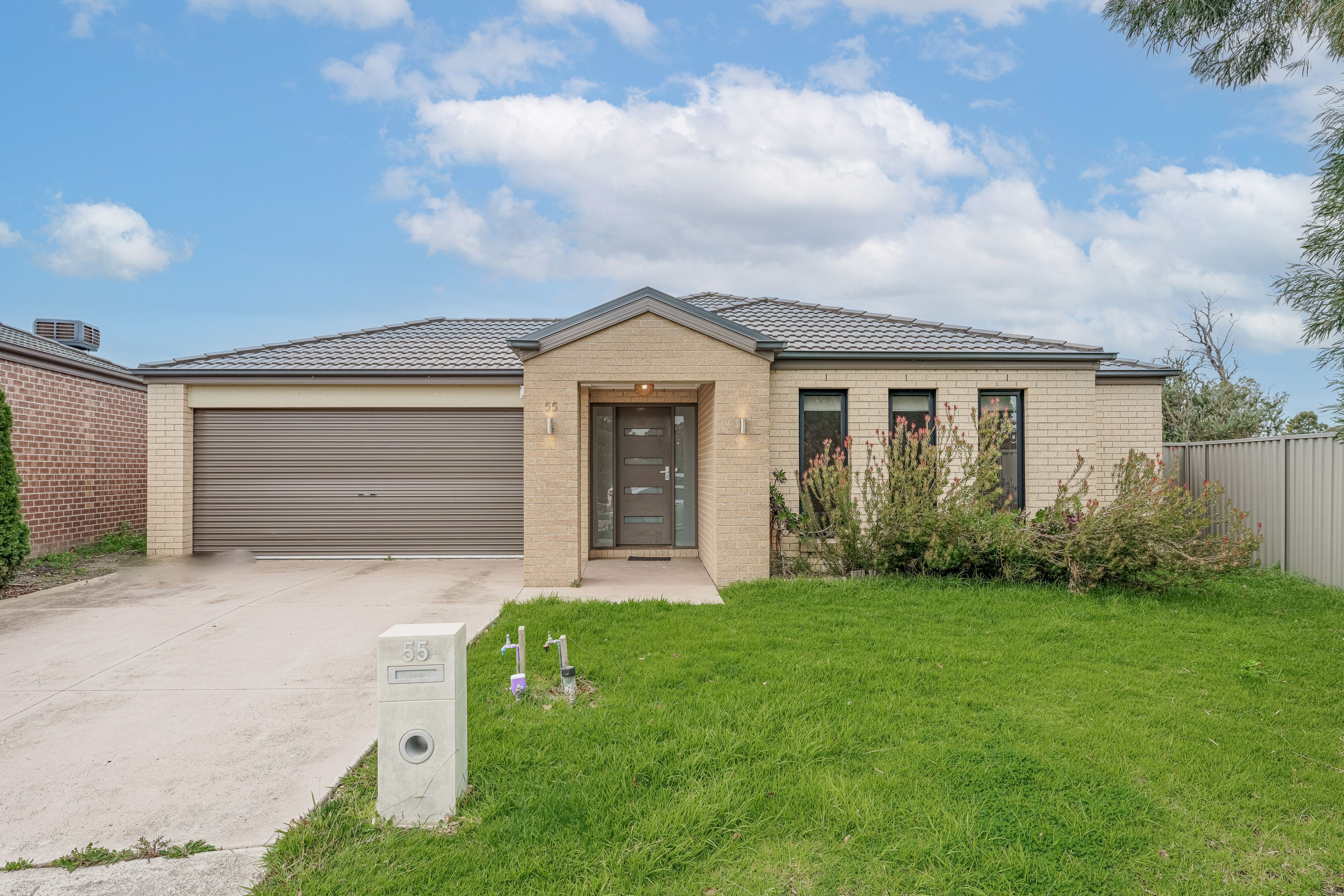 55 Challenger Circuit, Cranbourne East, VIC 3977 - Leased House - Ray ...