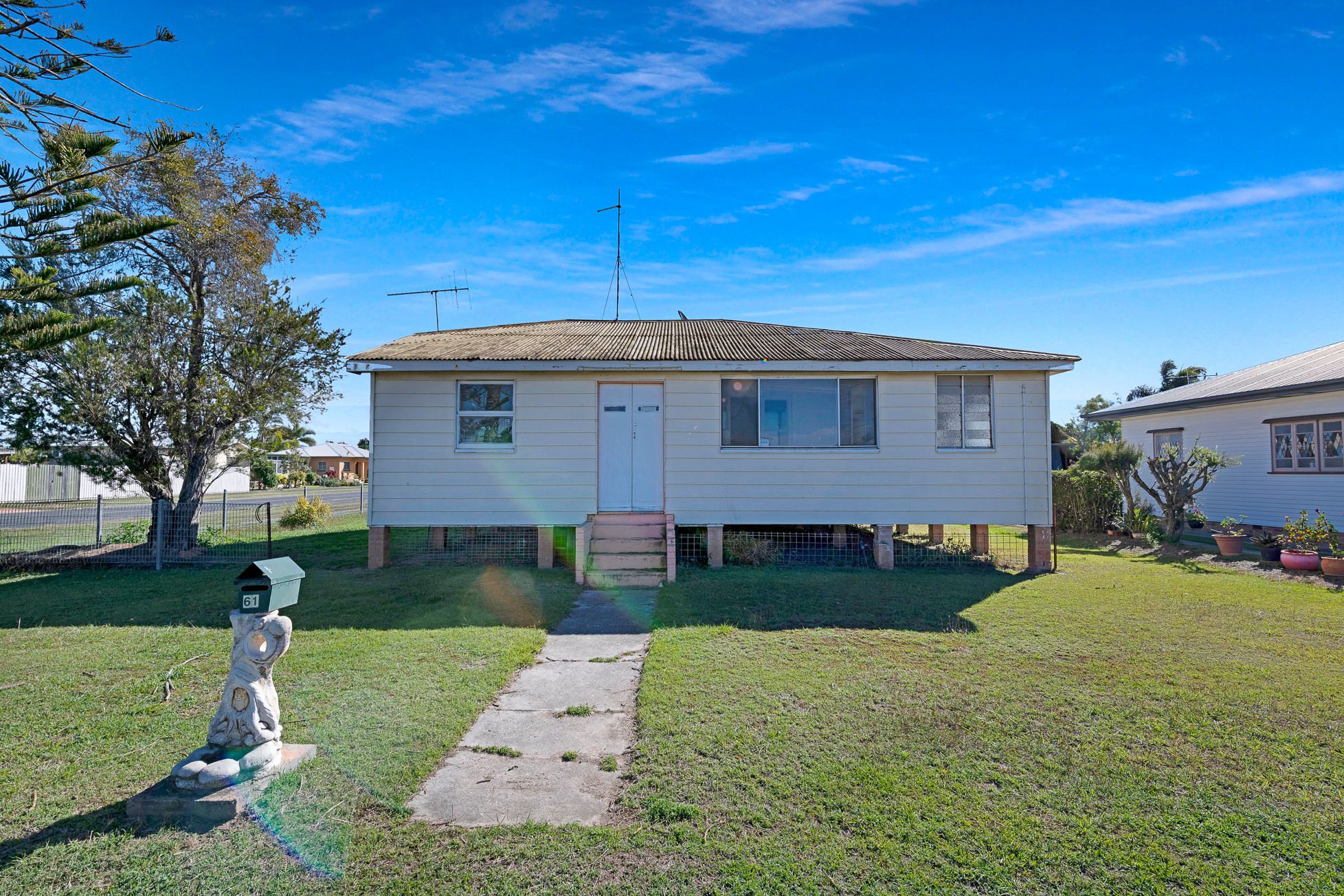 Ray White Bargara