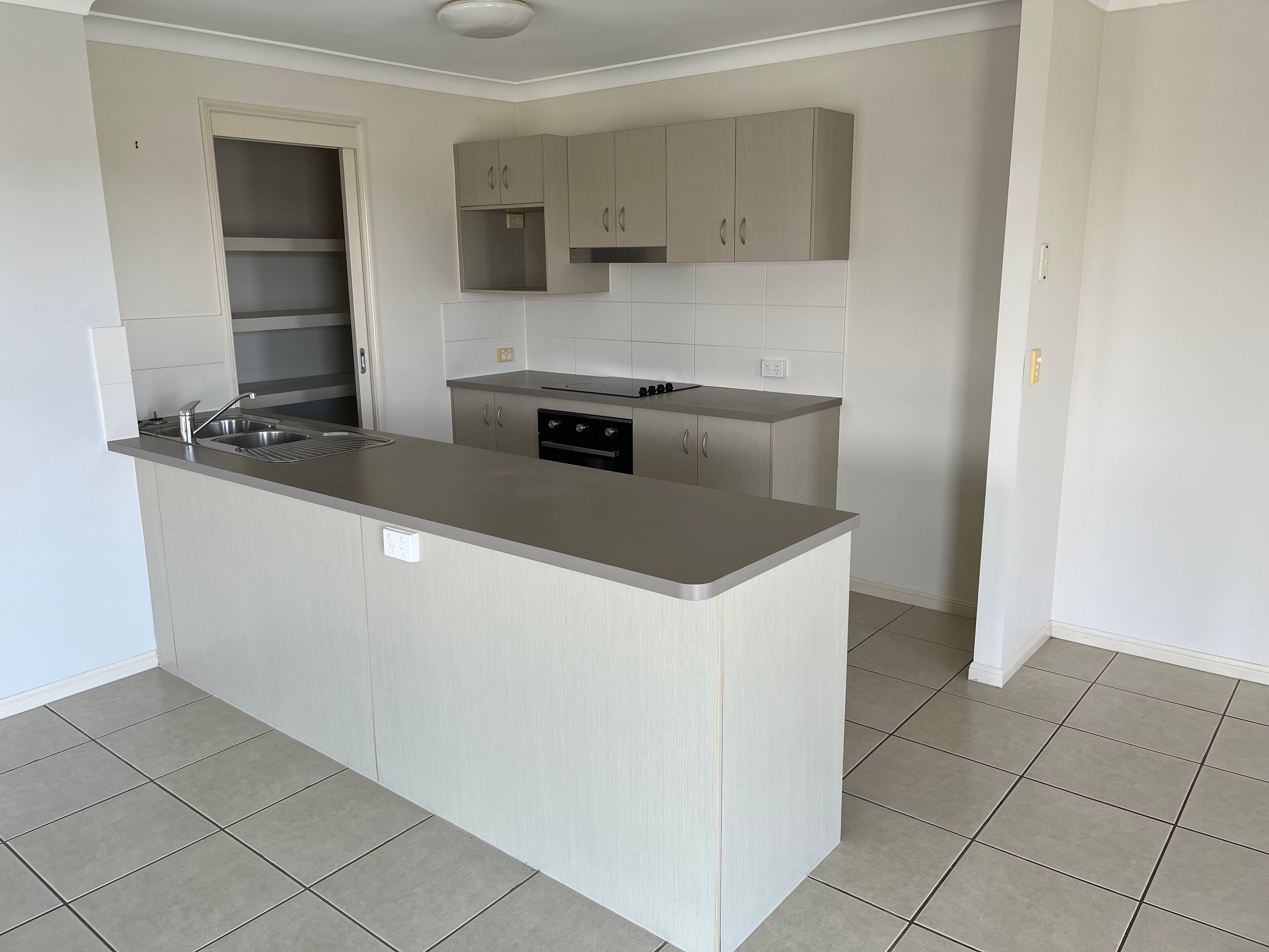 2/8 Eugenia Avenue, Rothwell, QLD 4022 - Leased House - Ray White ...