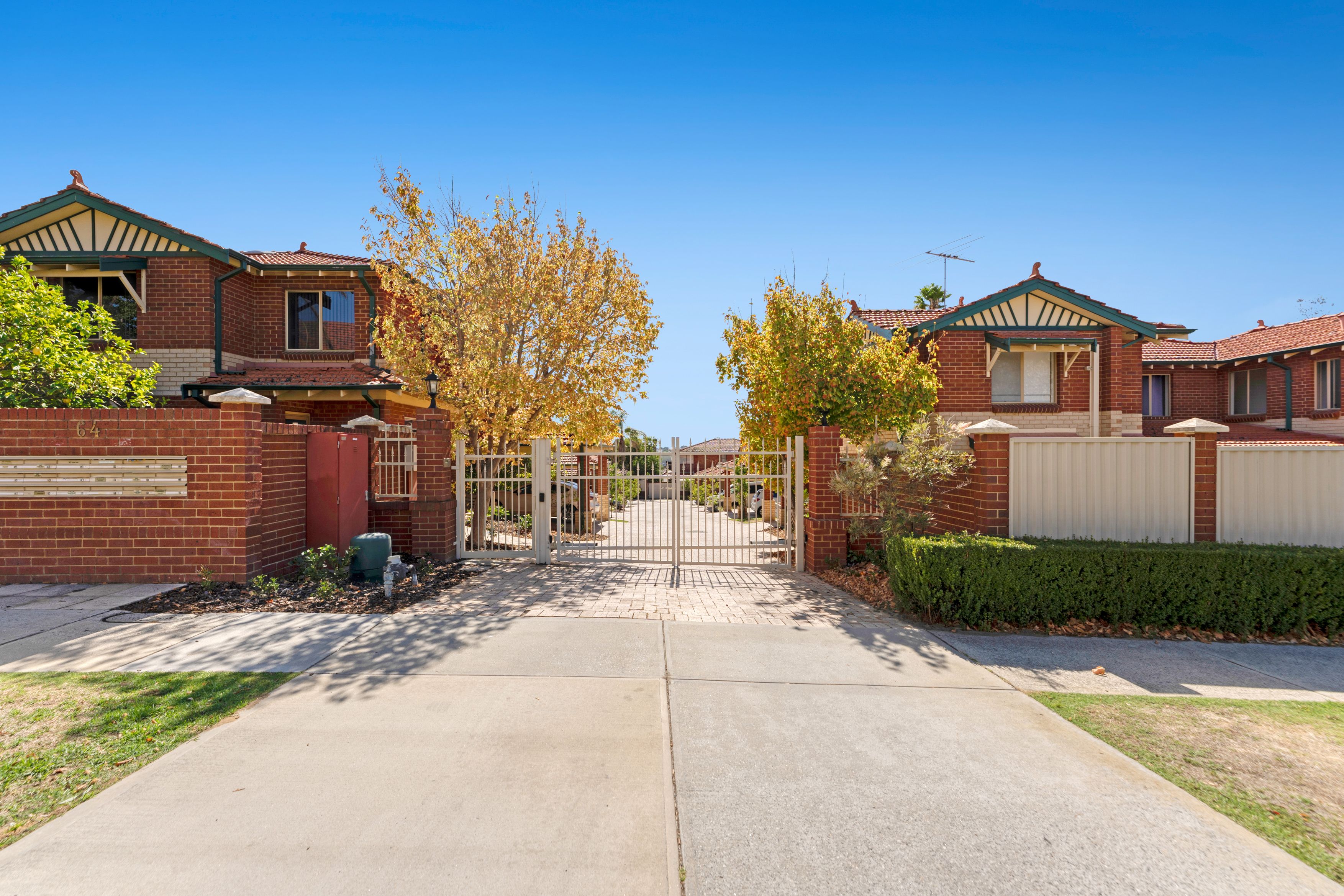 4/64 First Avenue, Mount Lawley, WA 6050 - Sold Townhouse - Ray White ...