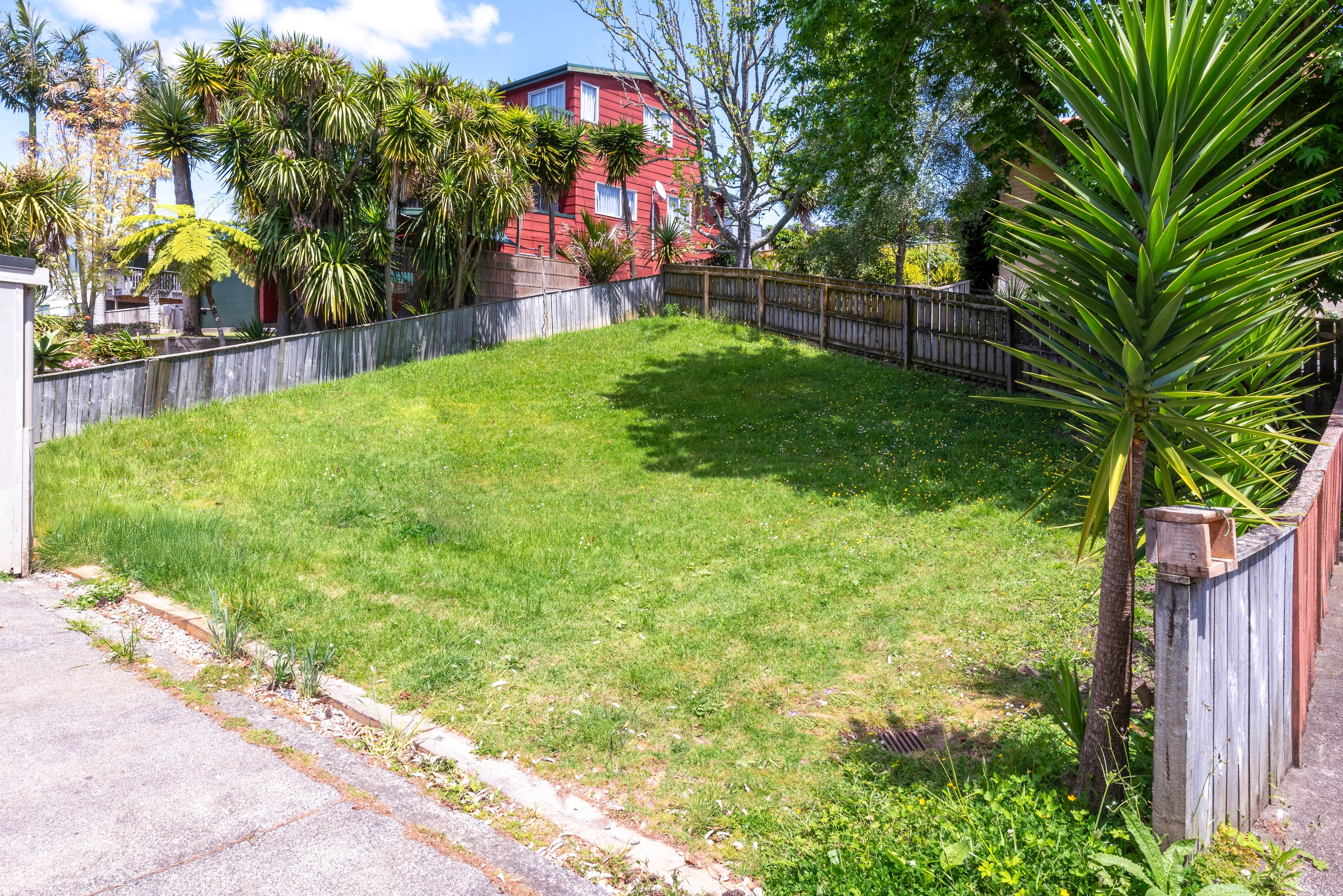 99A Cook Street, Howick, Manukau City 2014 - Sold Section - Ray White ...