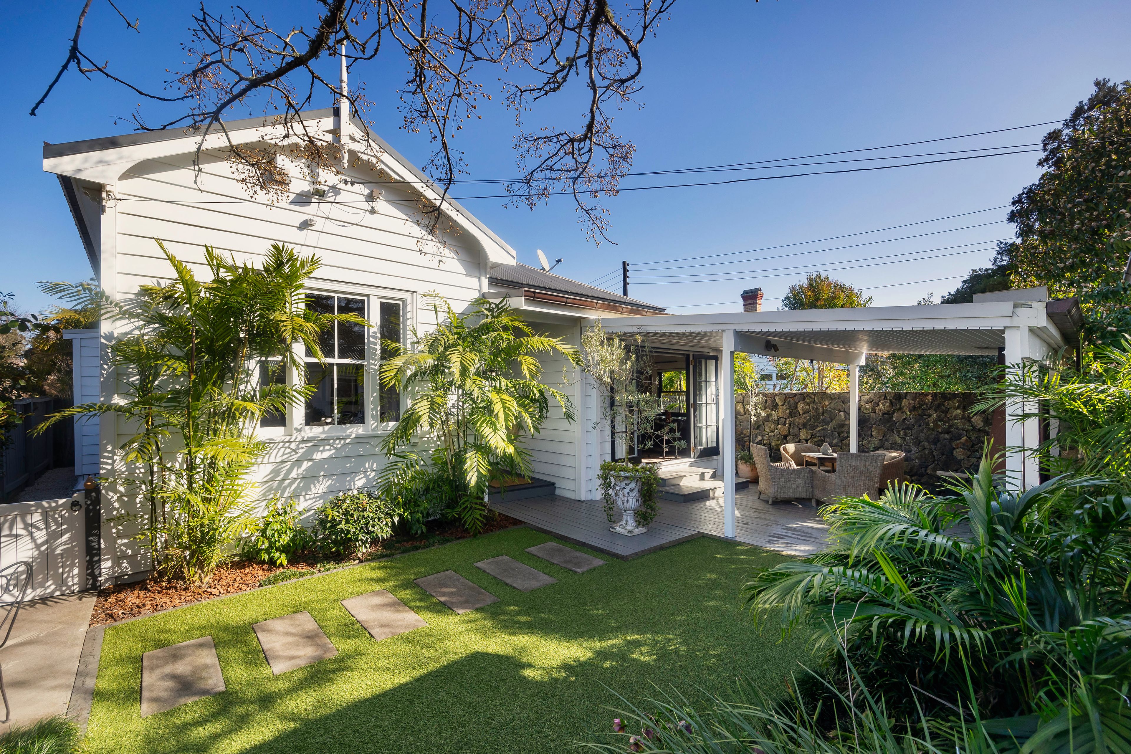 66 King George Avenue, Epsom, Auckland City 1023 - Sold House - Ray ...