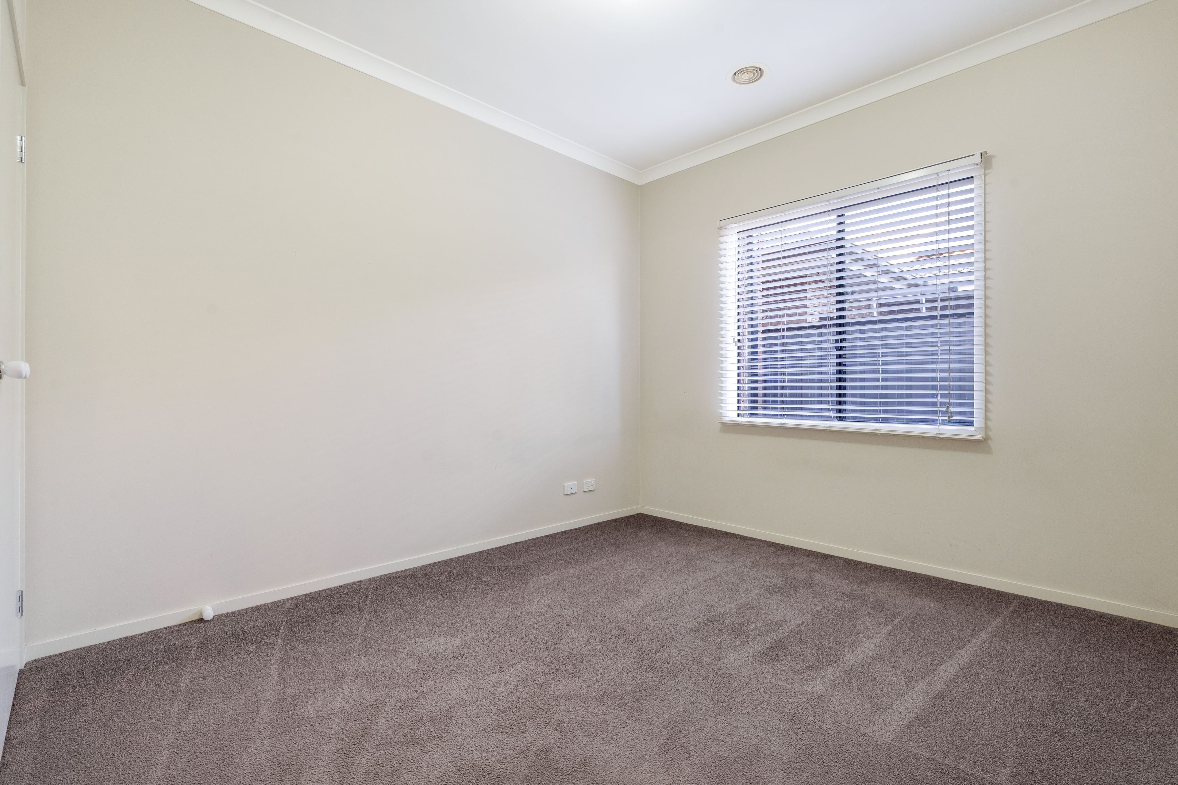 3 Basingstoke Retreat, Craigieburn, VIC 3064 - Leased House - Ray White ...