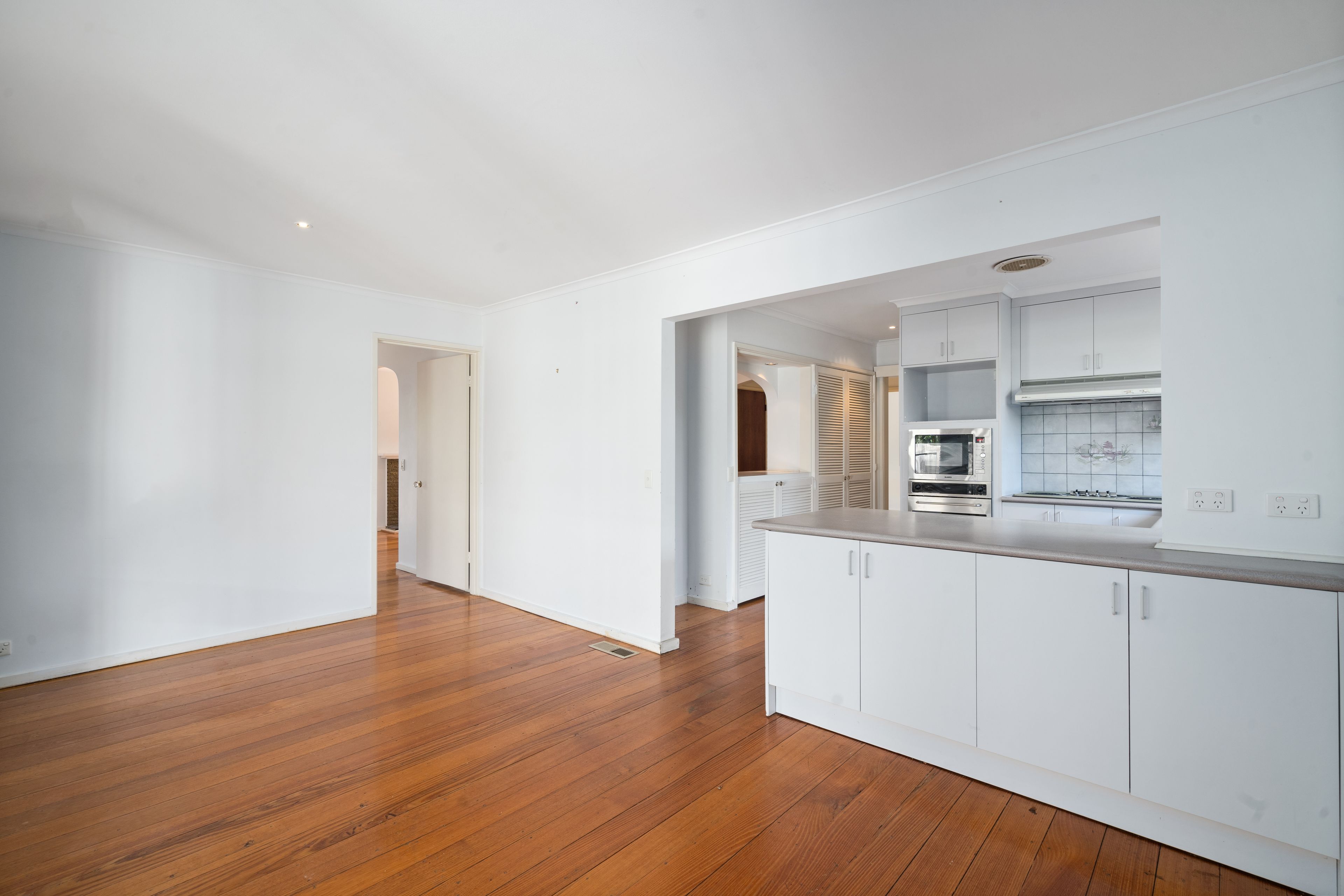 25 Shearman Crescent, Mentone, VIC 3194 - Leased House - Ray White The ...
