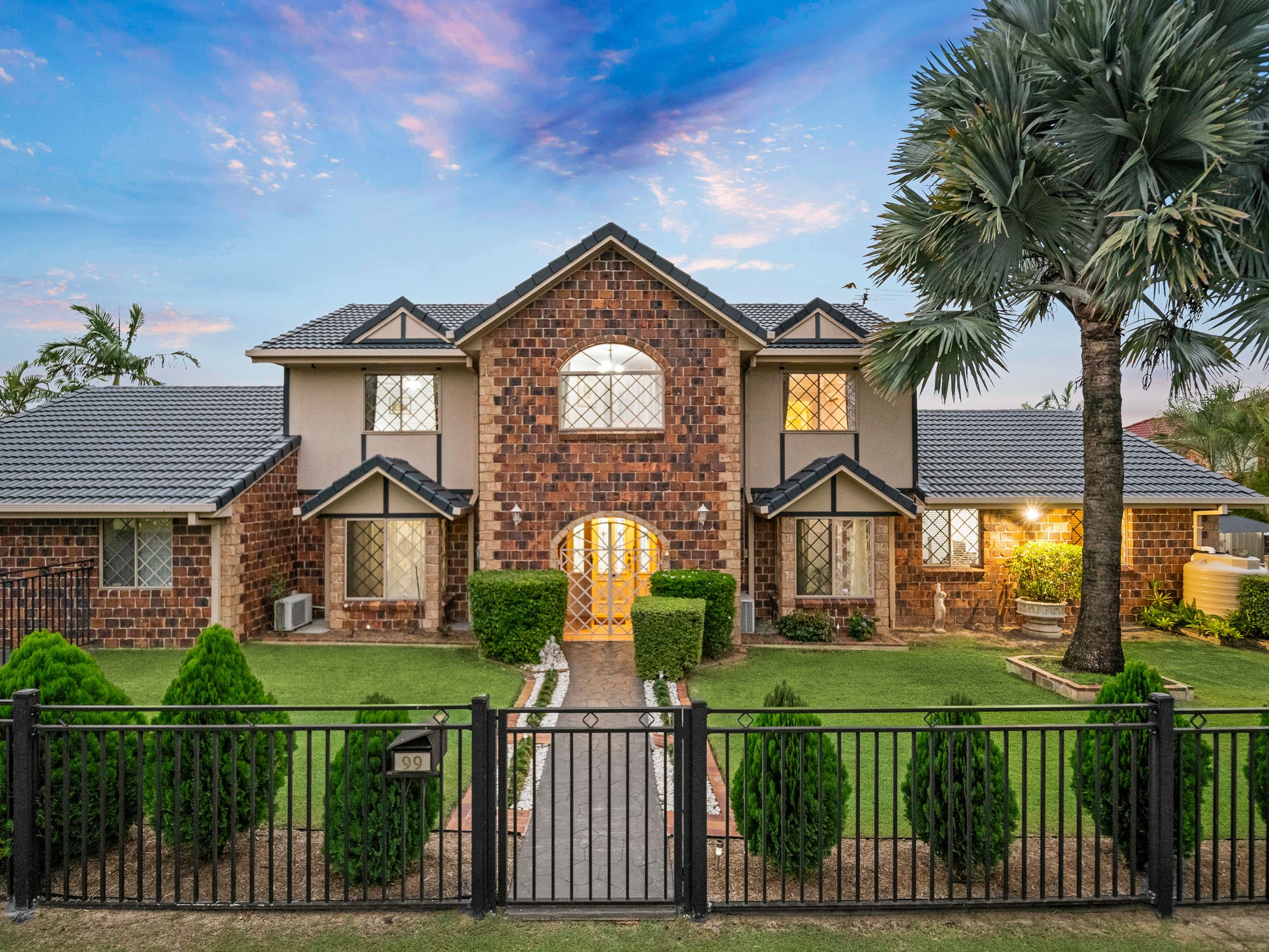 99 Lake Eyre Crescent, Parkinson, QLD 4115 - Sold House - Ray White ...