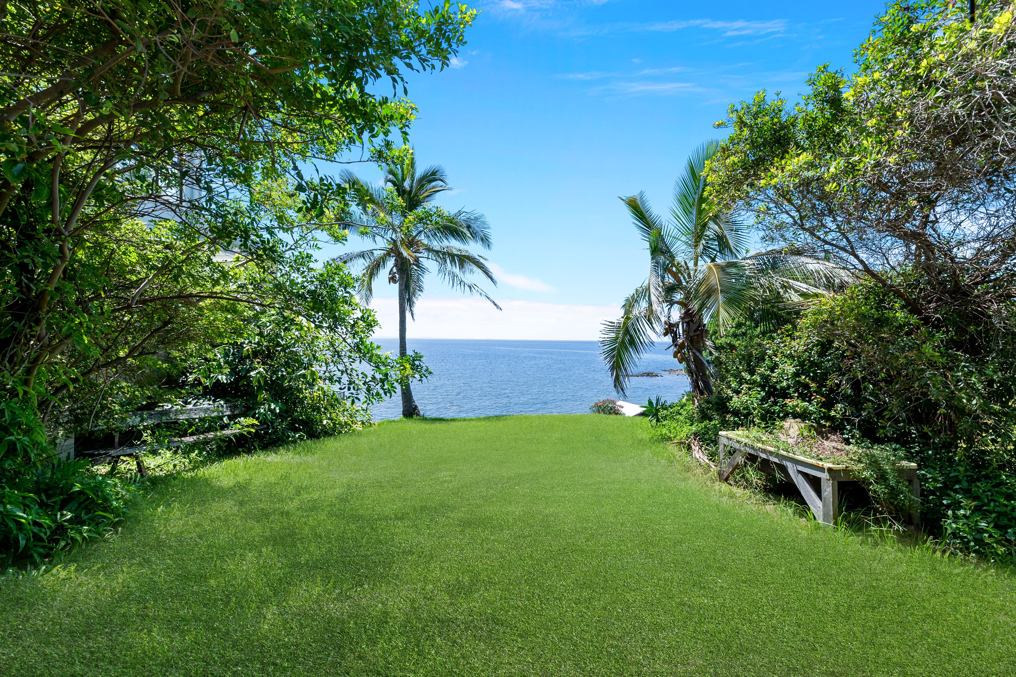 50 Whytecliffe Parade, Woody Point, QLD 4019 - Sold House - Ray White ...