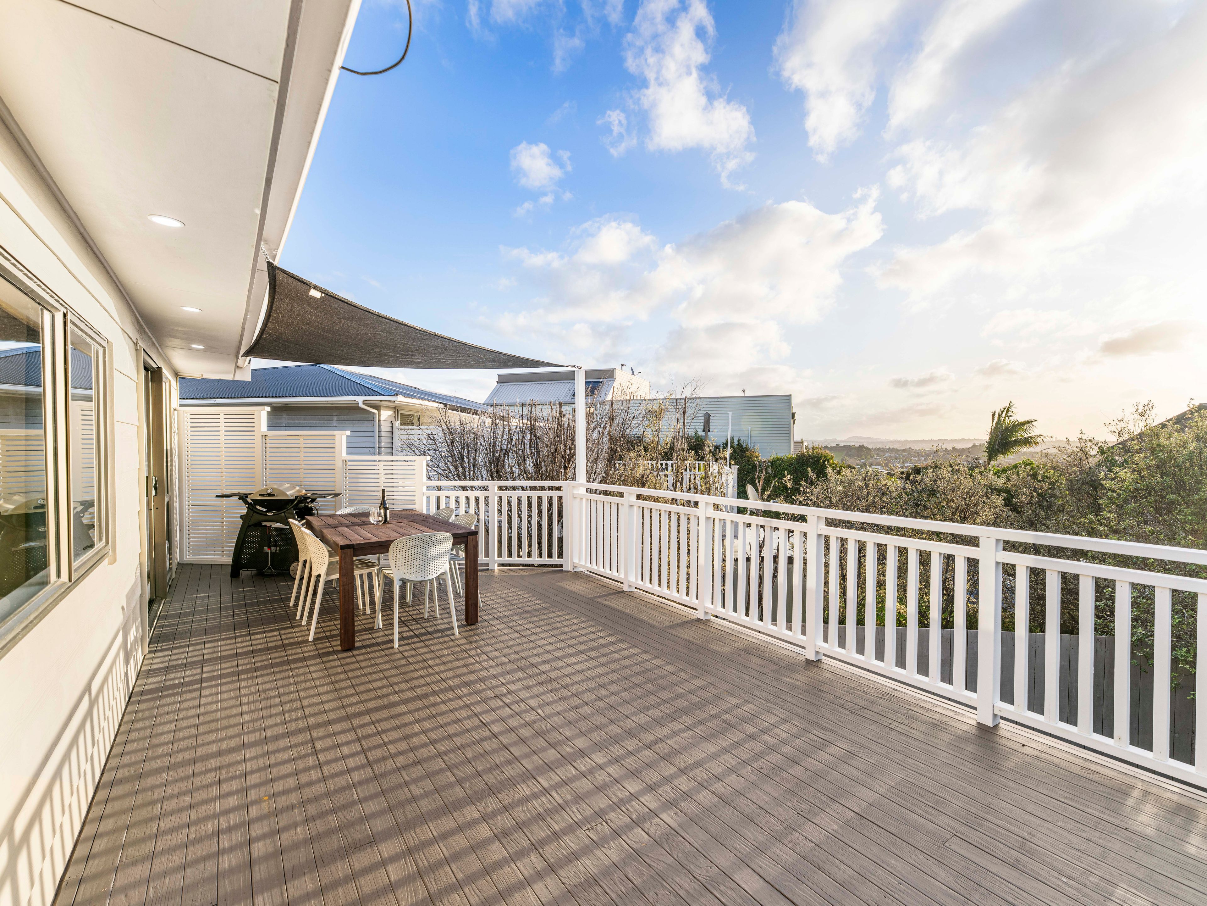 1/18 Gills Road, Bucklands Beach, Manukau City 2012 - Sold House - Ray ...