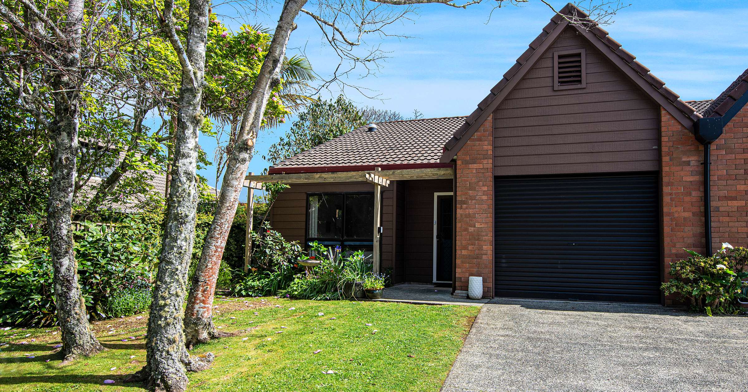 2 240 Fairway Drive Kamo Whangarei District 0112 Sold House Ray 2-240-fairway-drive-kamo-whangarei-district-0112-sold-house-ray