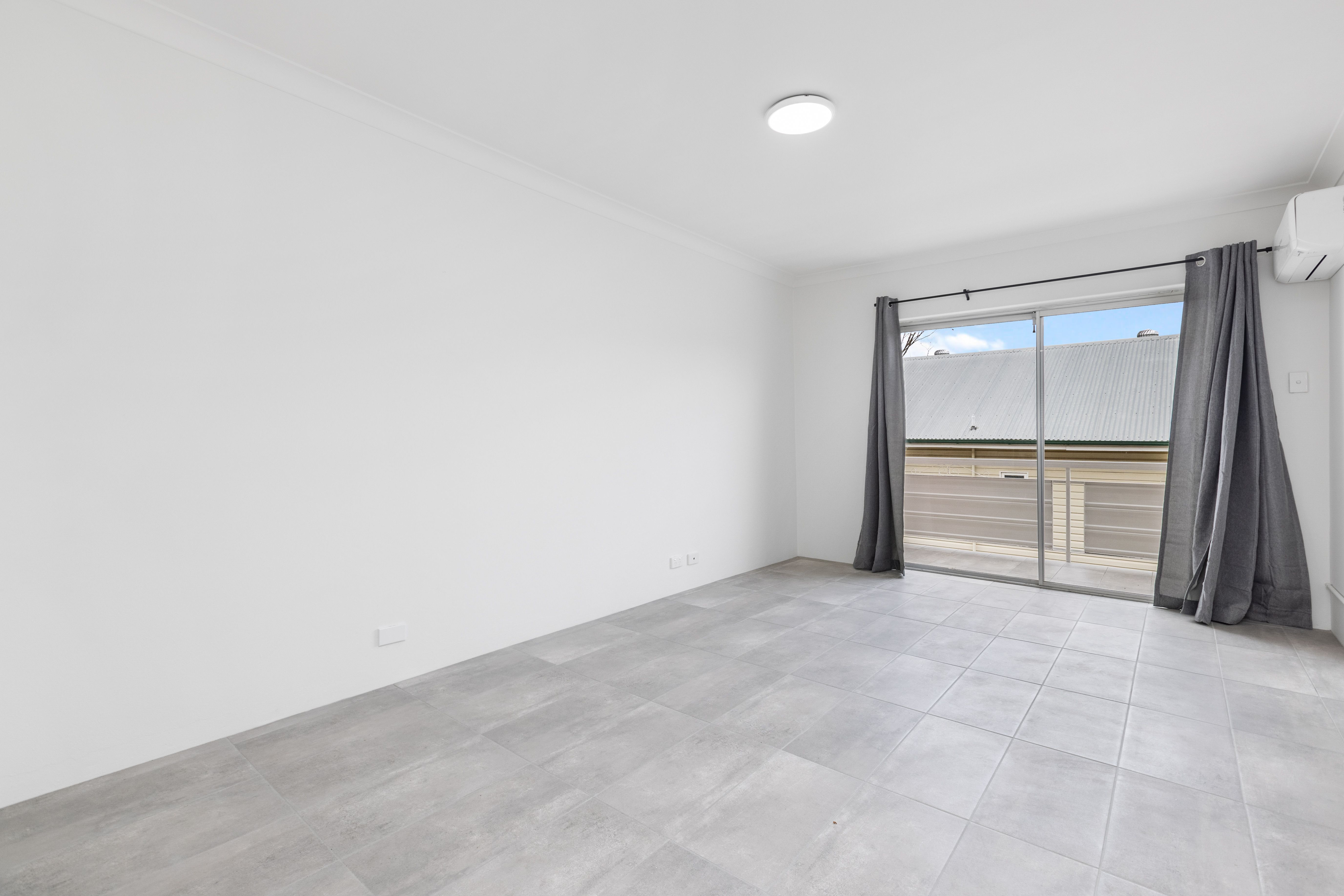 1/33 Broadmere Street, Annerley, QLD 4103 - Leased Unit - Ray White ...