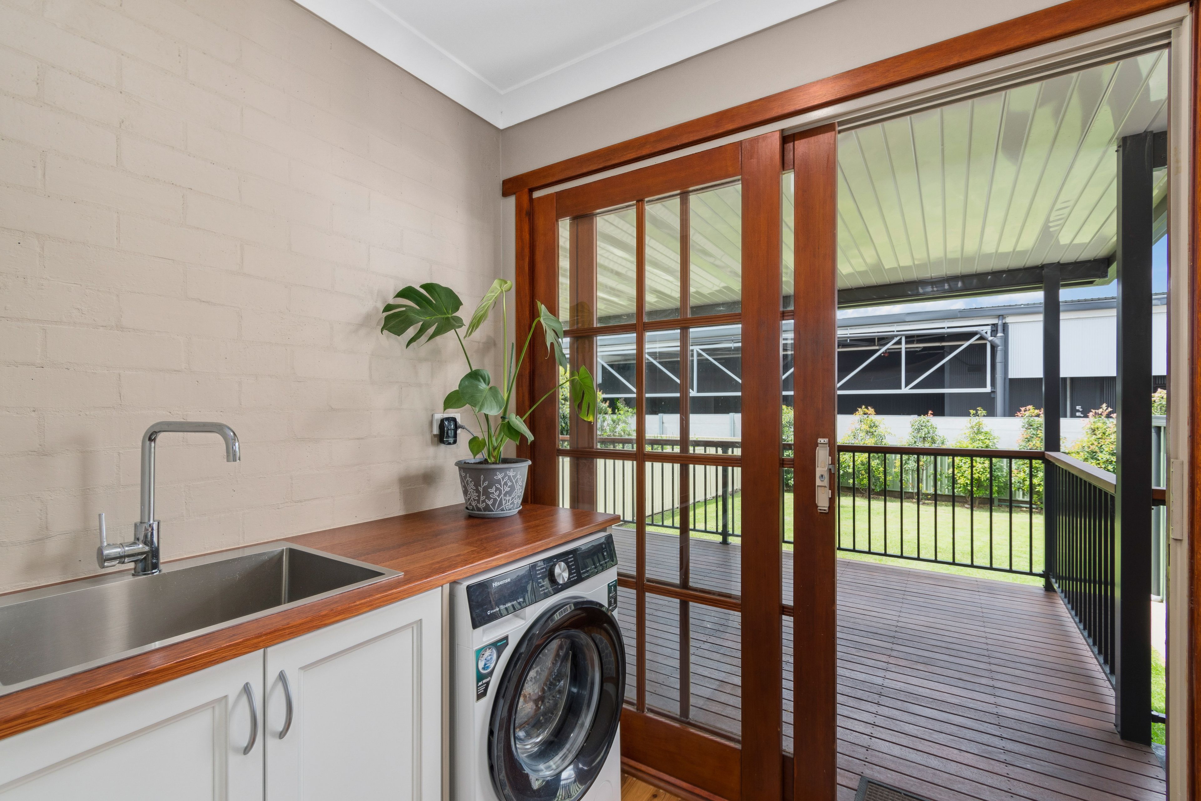 13 First Avenue South, Warrawong, NSW 2502 - House for Rent - Ray White ...