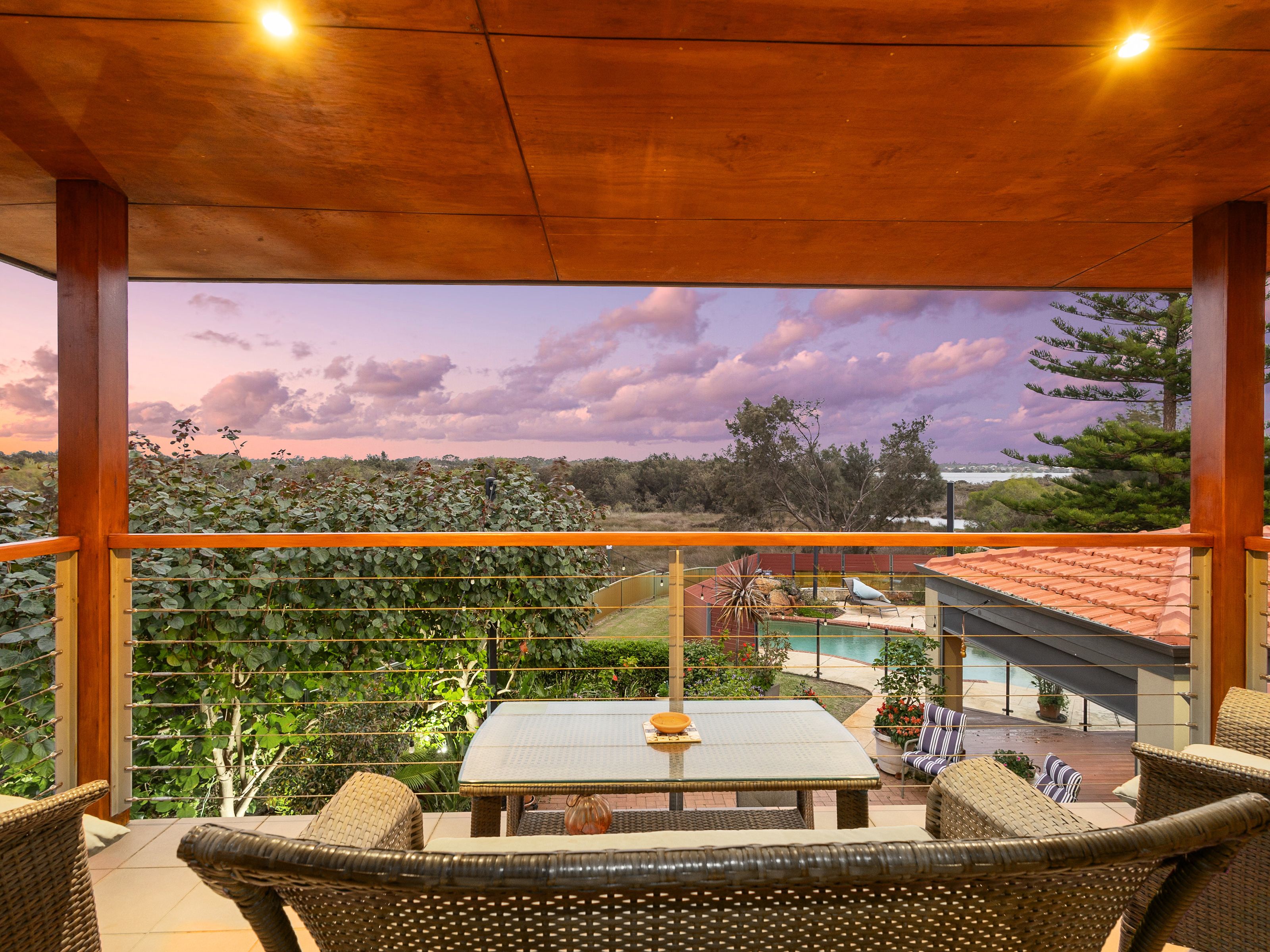 10 Galway Grove, Waterford, WA 6152 - Sold House - Ray White South Perth