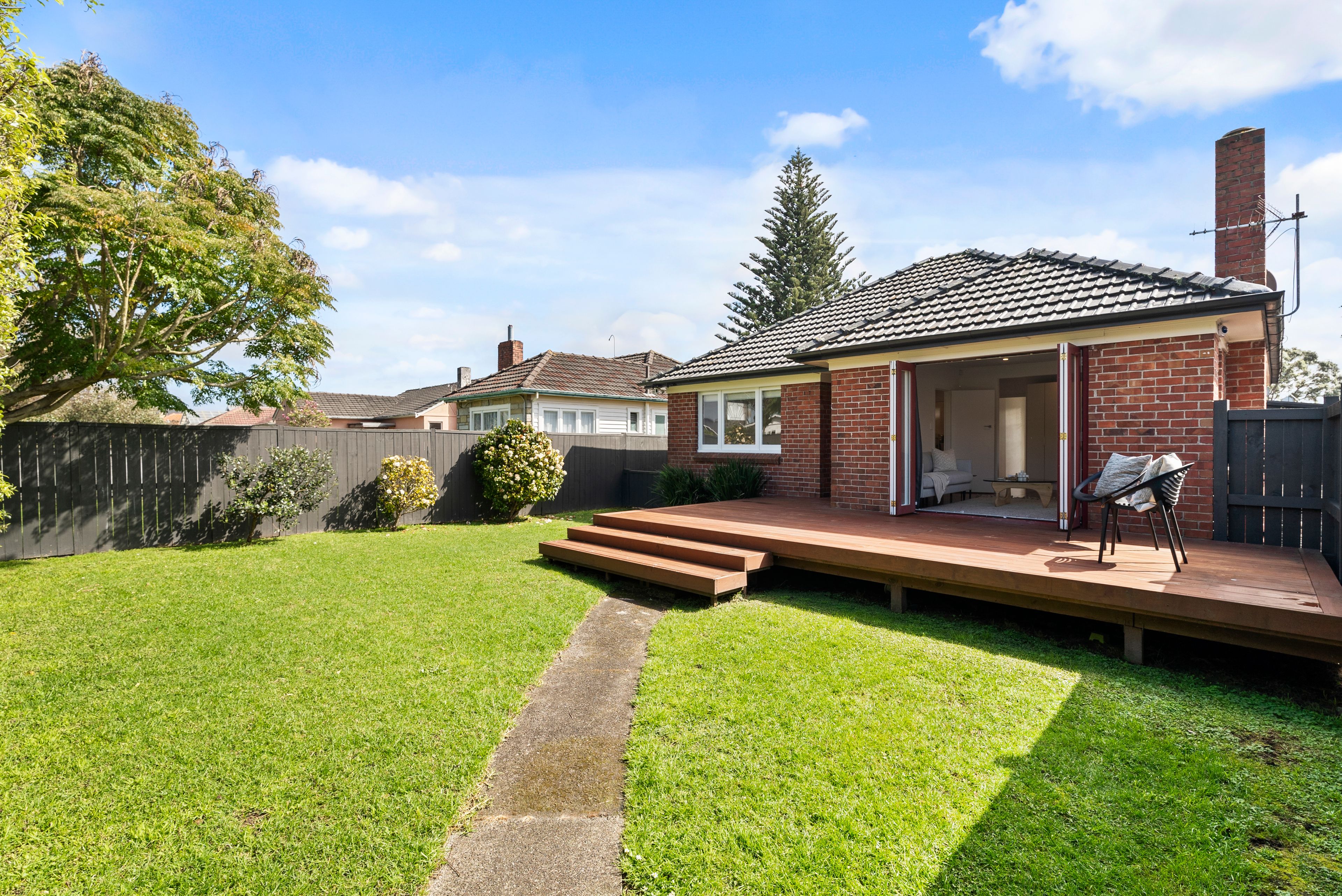23 Avondale Road, Avondale, Auckland City 0600 - Sold House - Ray White ...