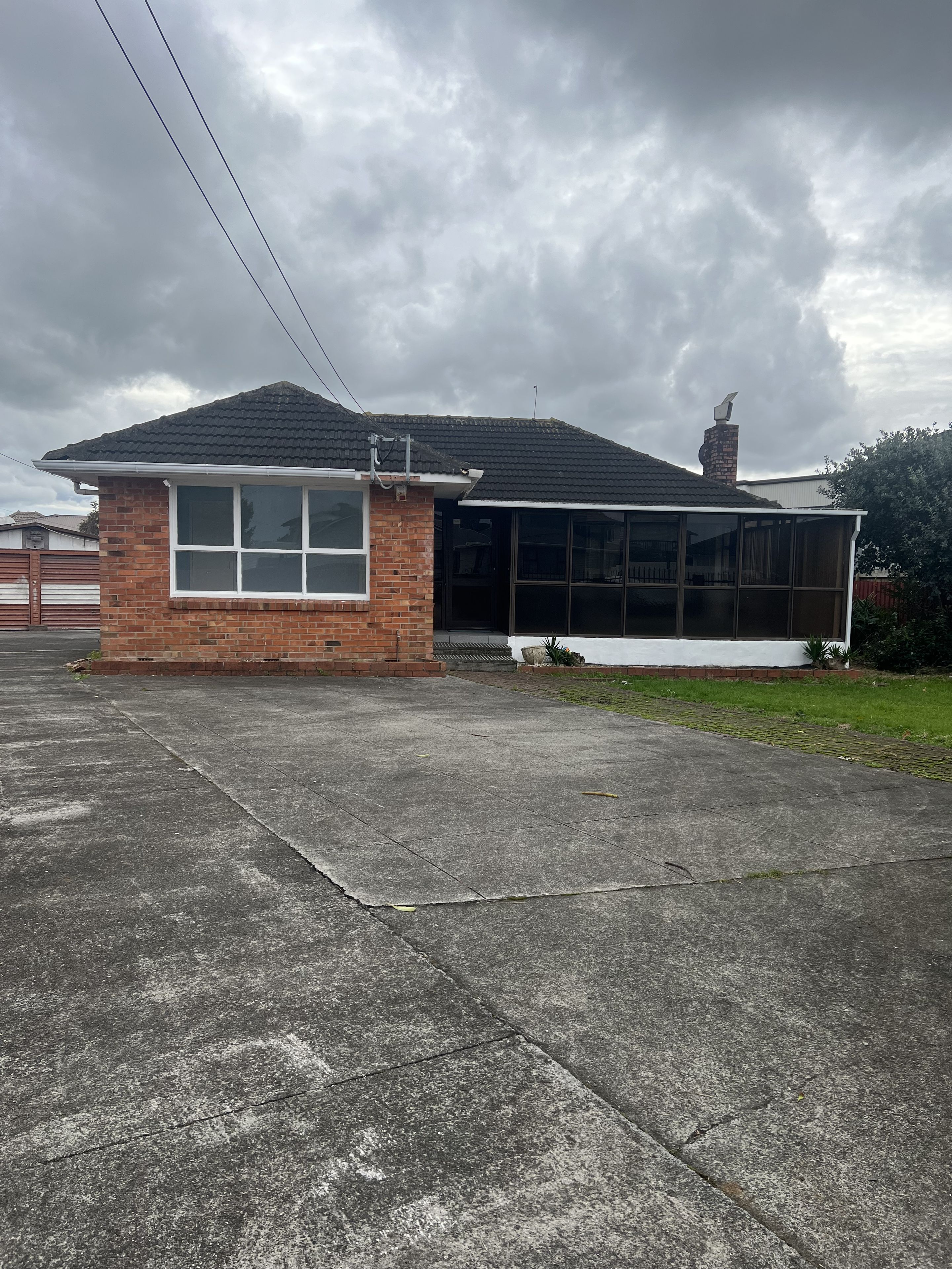 12 Daniel Avenue, Mangere, – Home For Rent • Ray White New Zealand