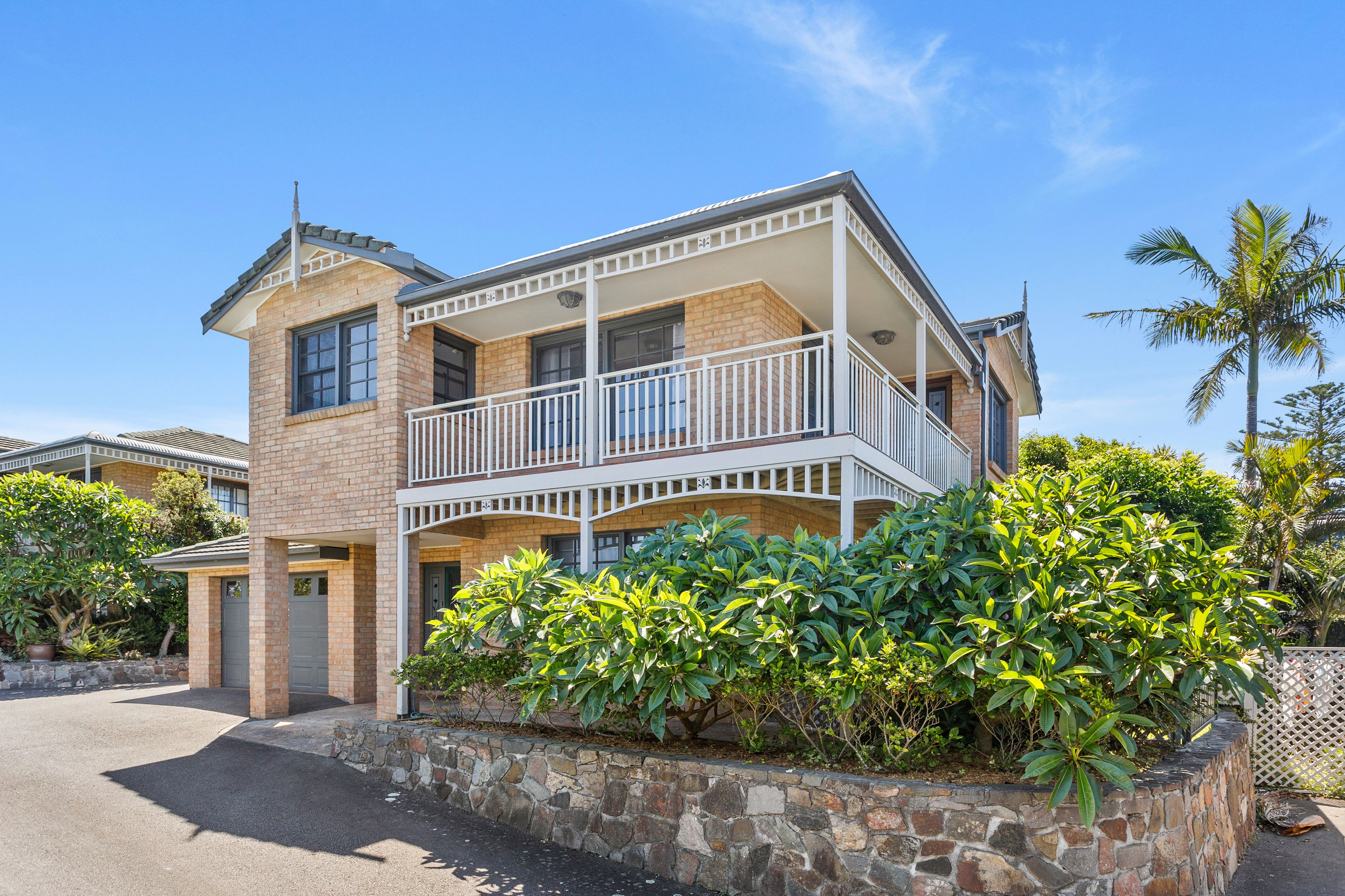 2/16a Wollongong Street, Shellharbour, NSW 2529 - Leased House - Ray ...