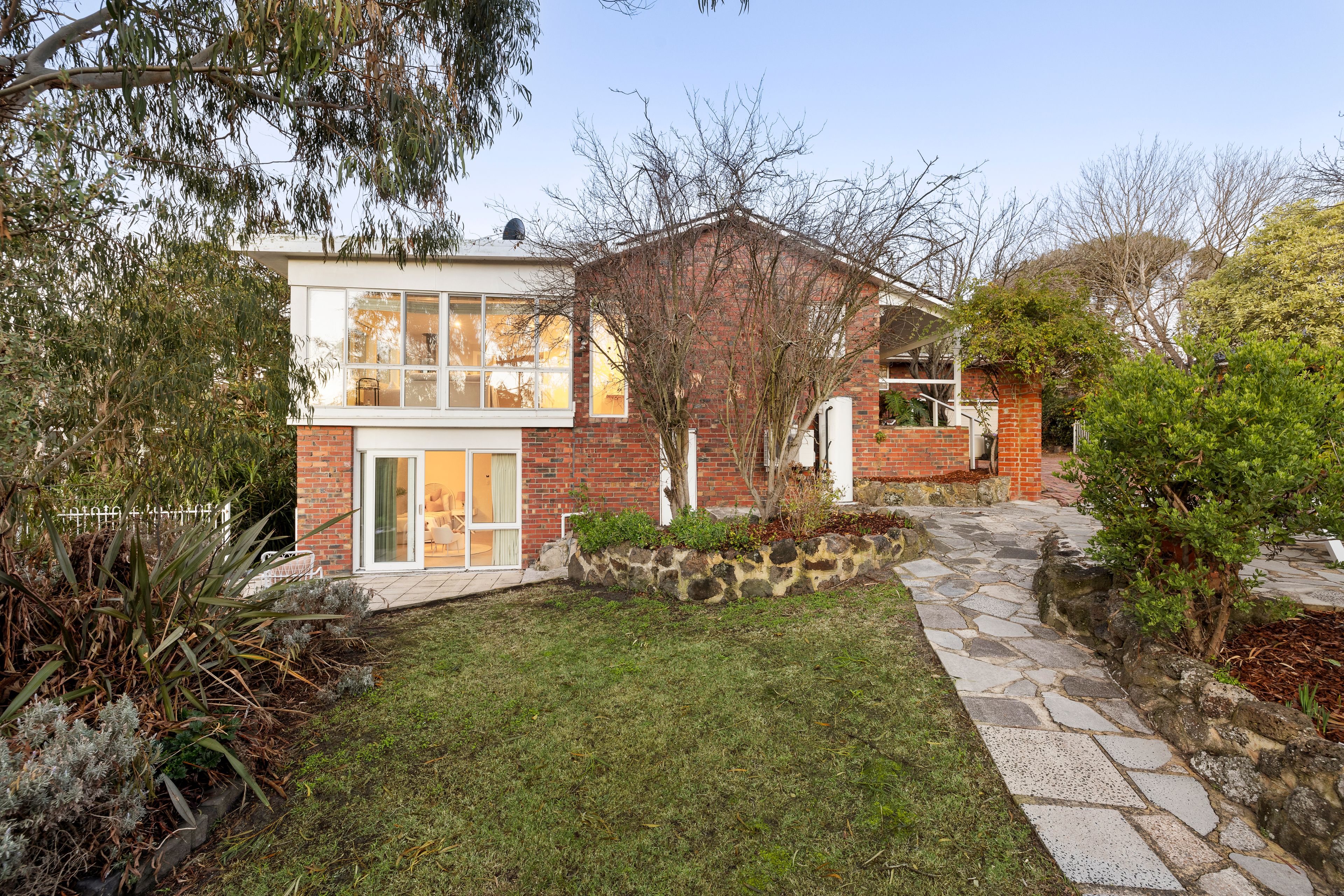 24 Fenton Crescent, Frankston South, VIC 3199 - Sold House - Ray White ...