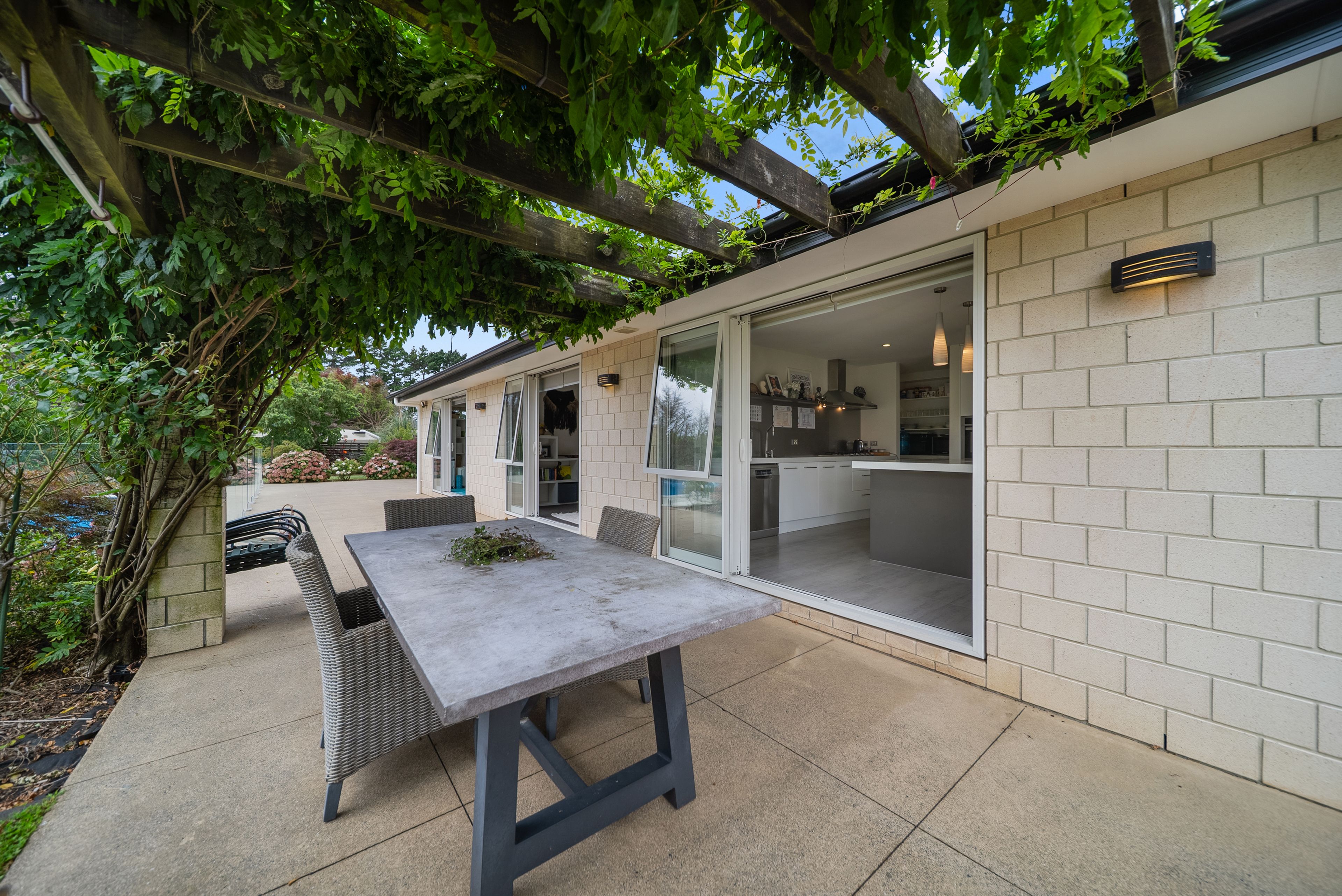 127 McRobbie Road, Kingseat, Papakura 2580 - House for Sale - Compass ...