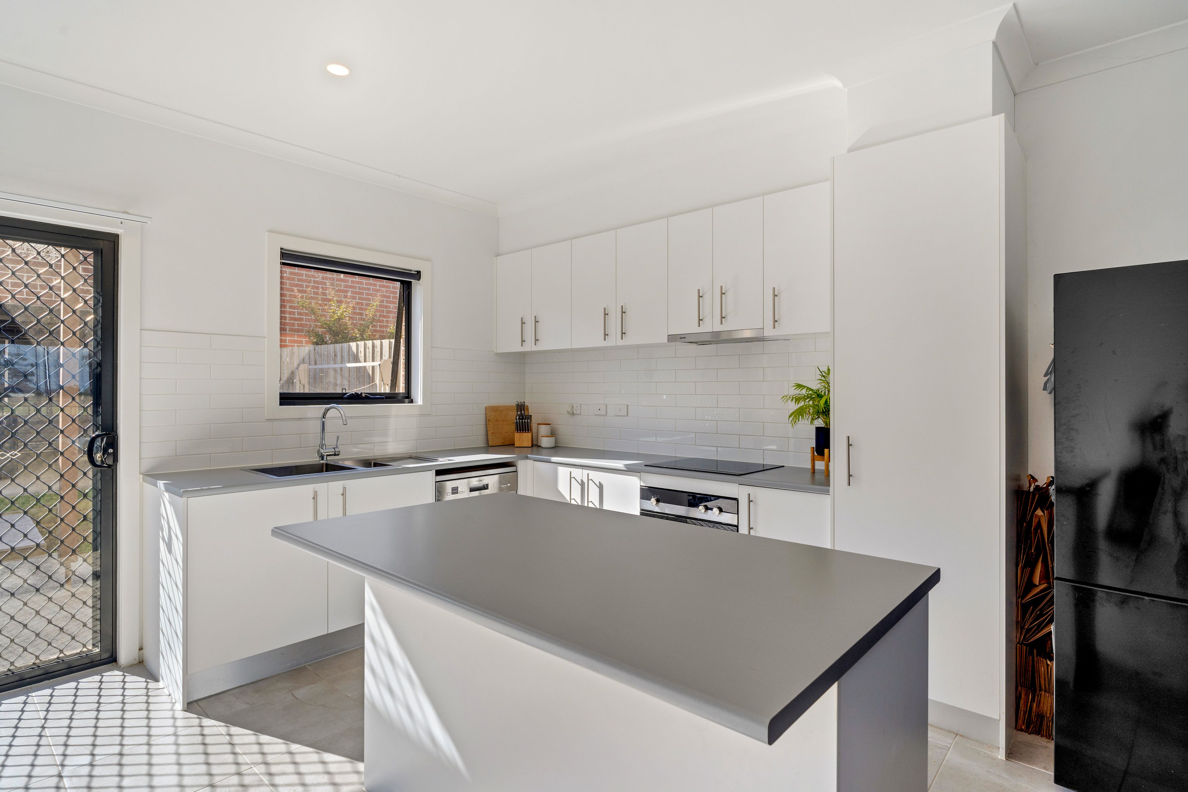 7/205 James Mirams Drive, Roxburgh Park, VIC 3064 - Sold Townhouse ...