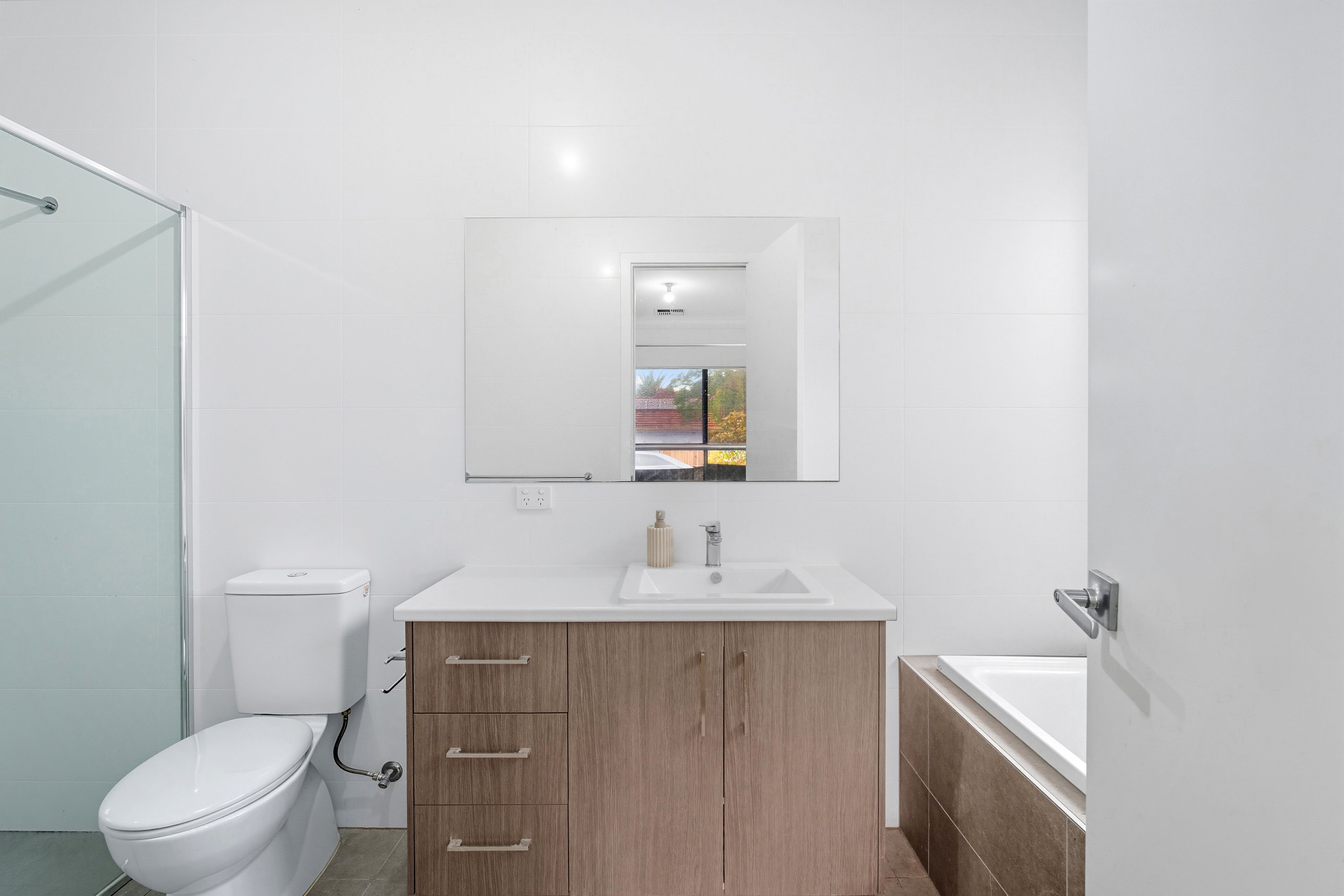 24 Hyacinth Crescent, Christie Downs, SA 5164 - Sold House - Ray White ...