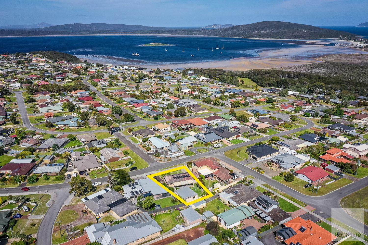 21 Green Island Crescent, Bayonet Head, WA 6330 - Sold House - Ray ...