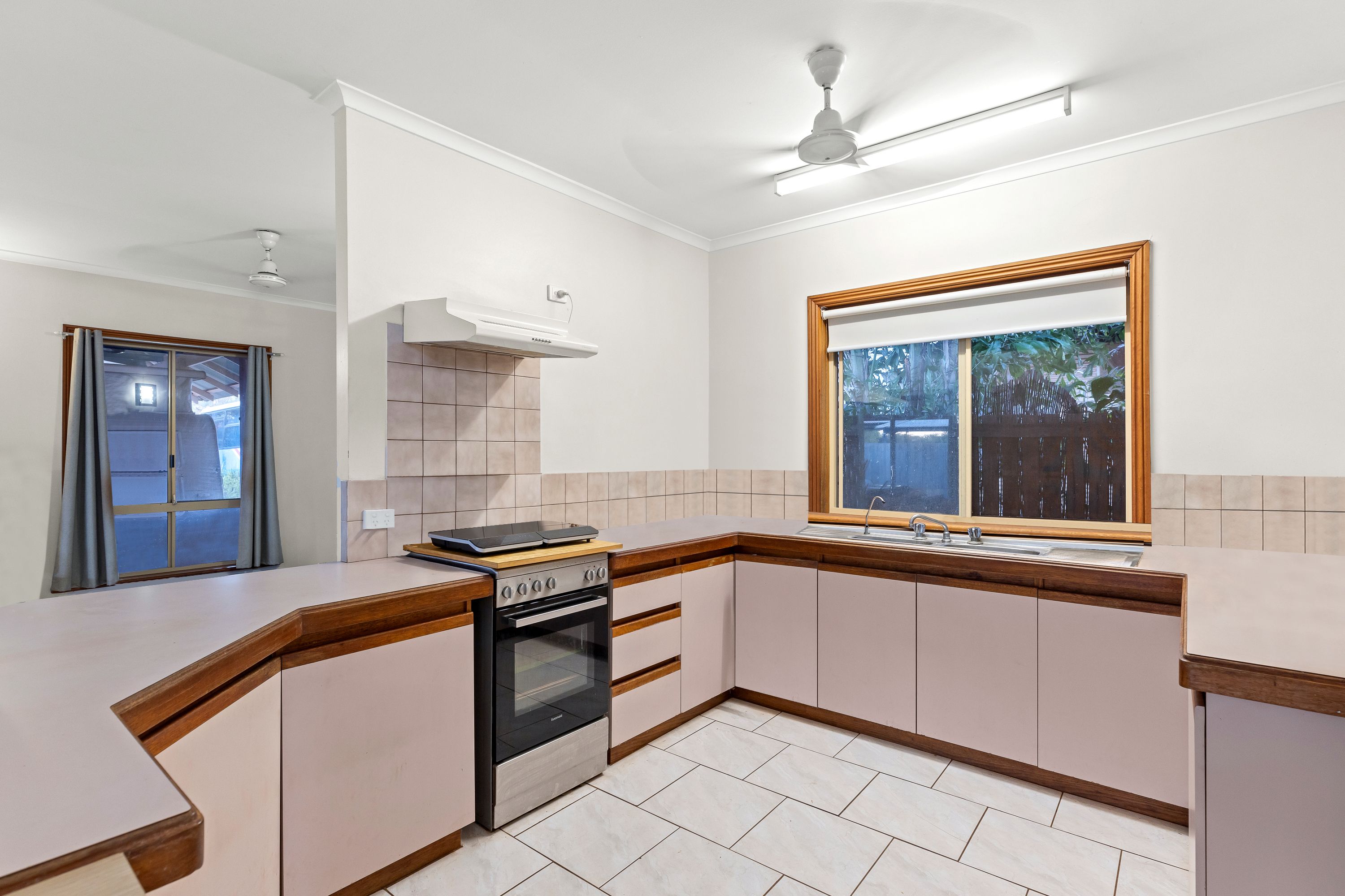 18A Matthews Road, Cable Beach, WA 6726 - Sold House - Broome Real ...