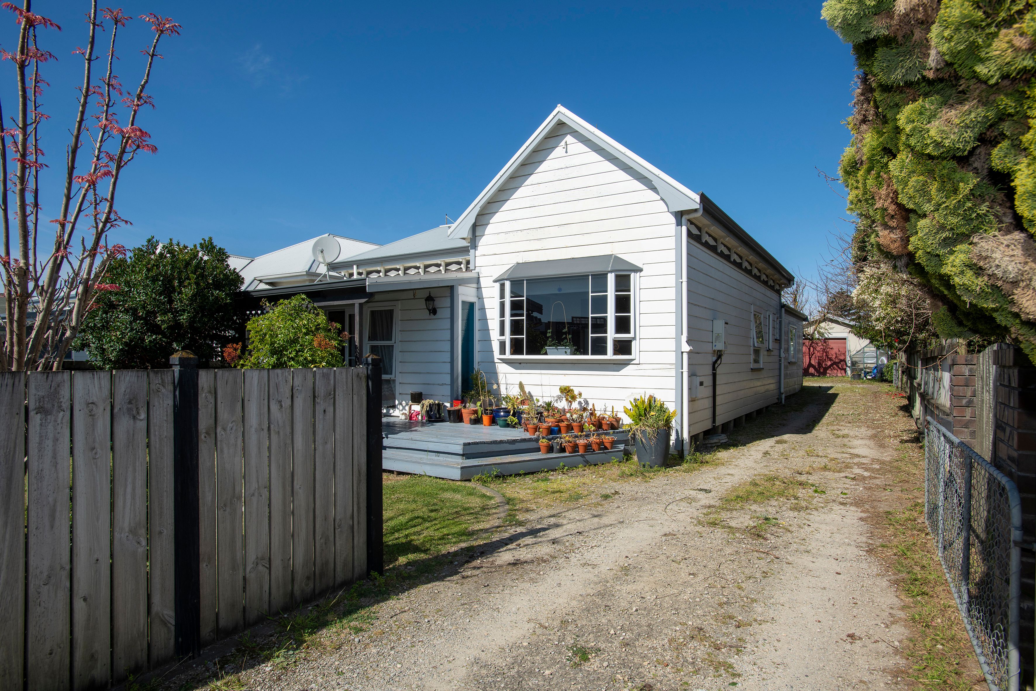 68 Awapuni Road, Awapuni, Gisborne District 4010 - Sold House - Ray ...