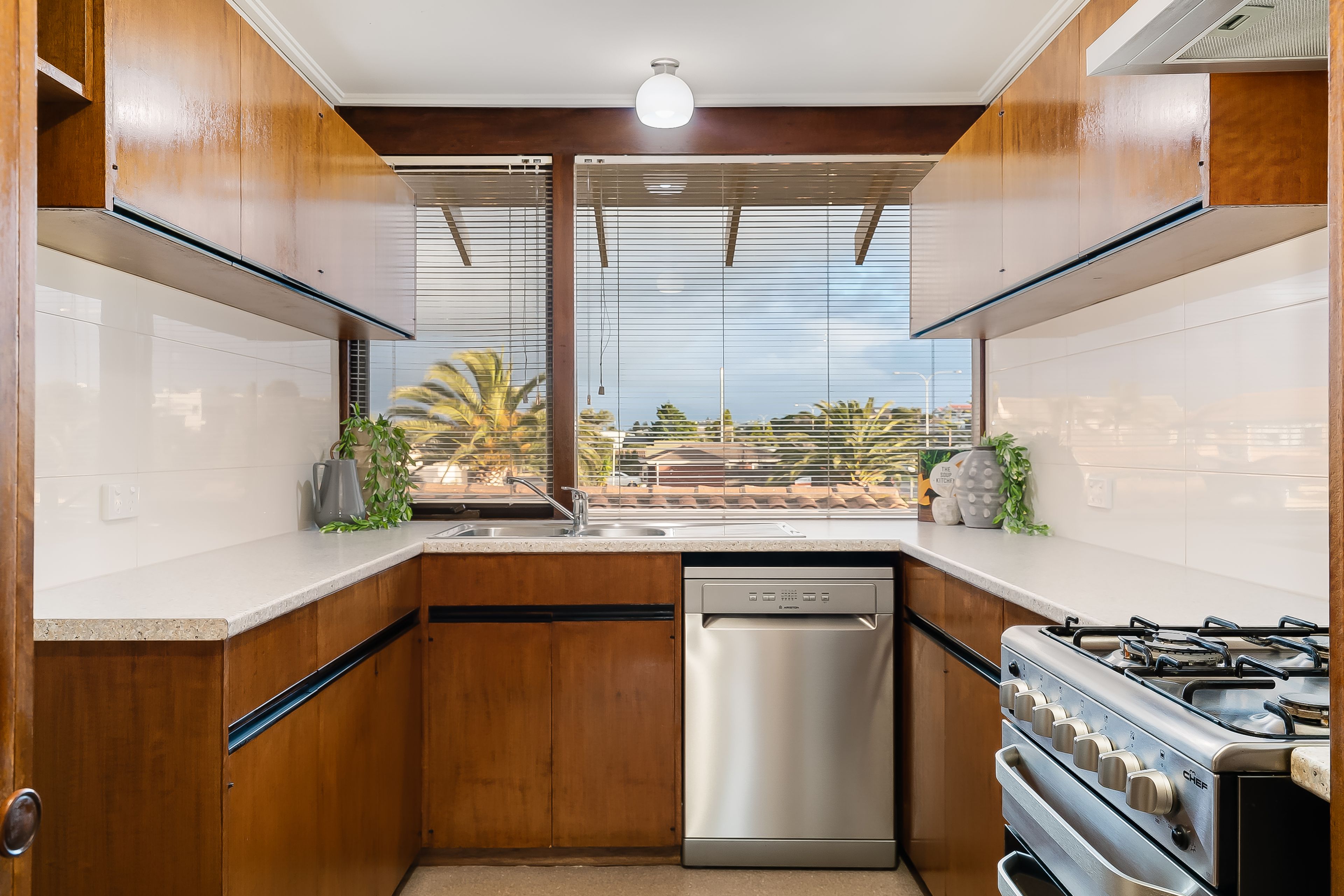 3/82 Military Road, Tennyson, SA 5022 - Sold Unit - Ray White Woodville