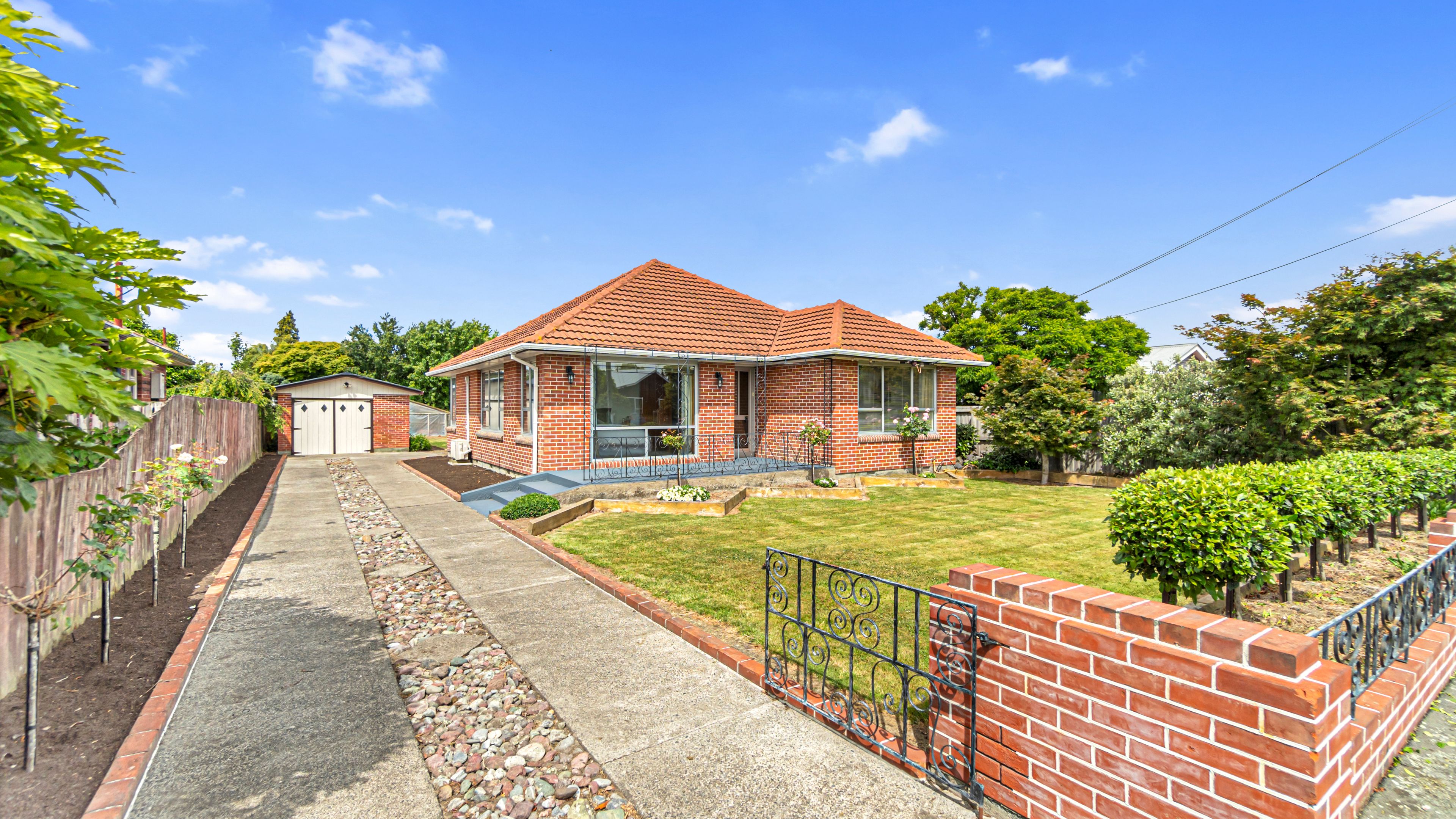 188 Avonhead Road, Avonhead, Christchurch City 8042 - Sold House - Ray ...