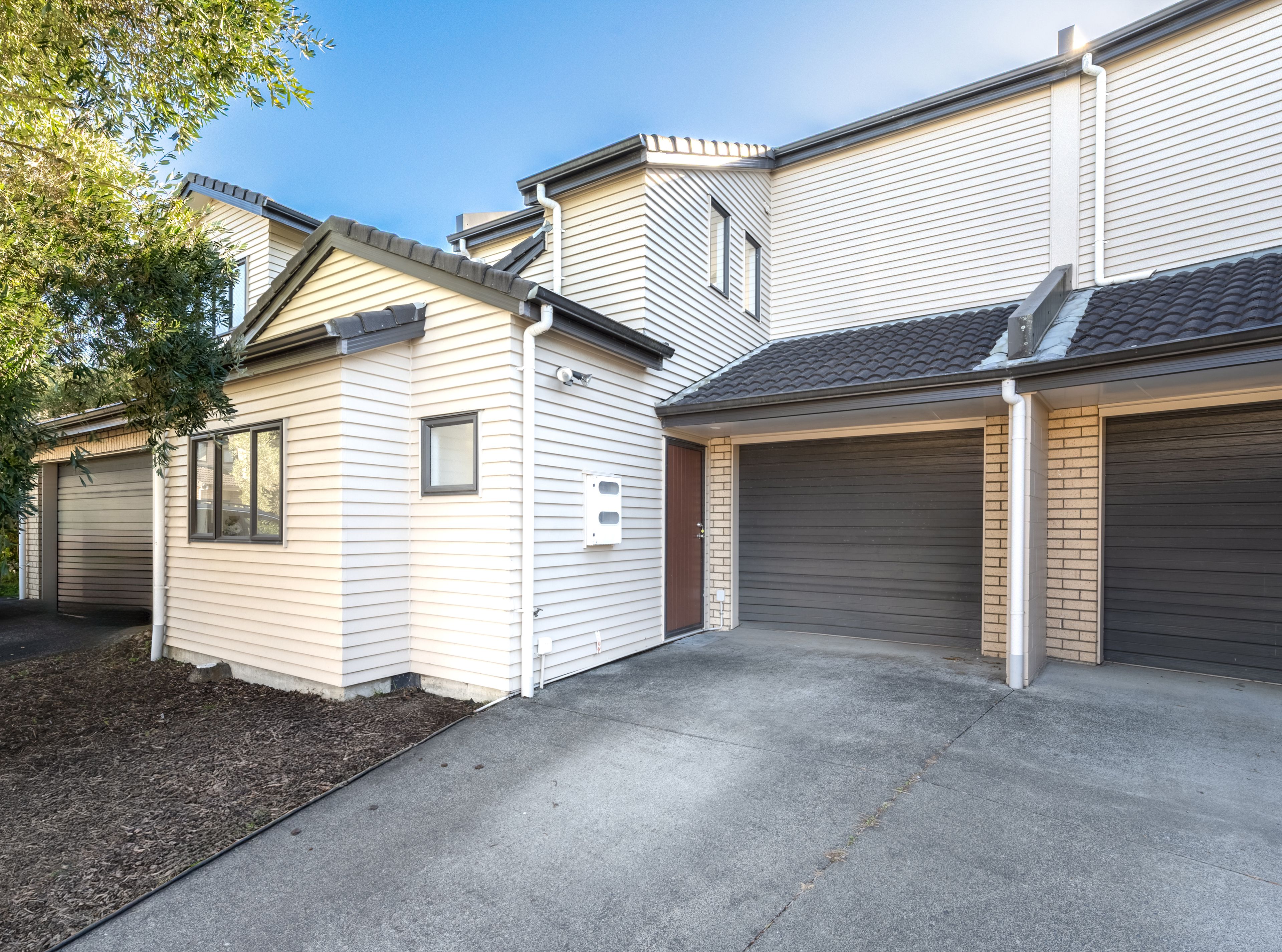 14 Skip Lane, East Tamaki, Manukau City 2013 - Sold House - Ray White ...
