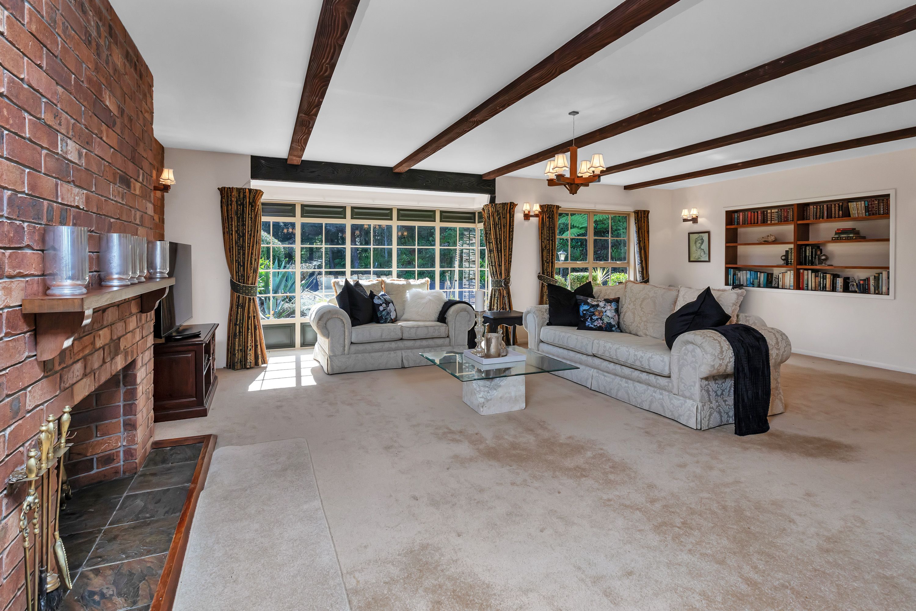 52 Lamont Drive, Te Kamo, Whangarei District 0185 - Sold House - Ray ...