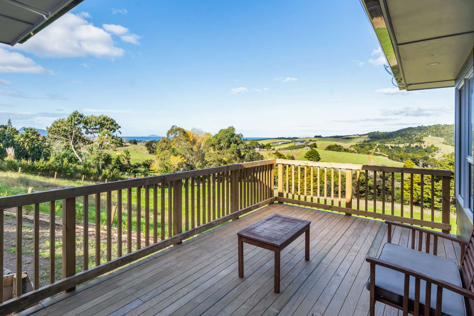 2 Ruakaka Ridge View, Ruakaka, Whangarei District | Real Estate | Ray ...