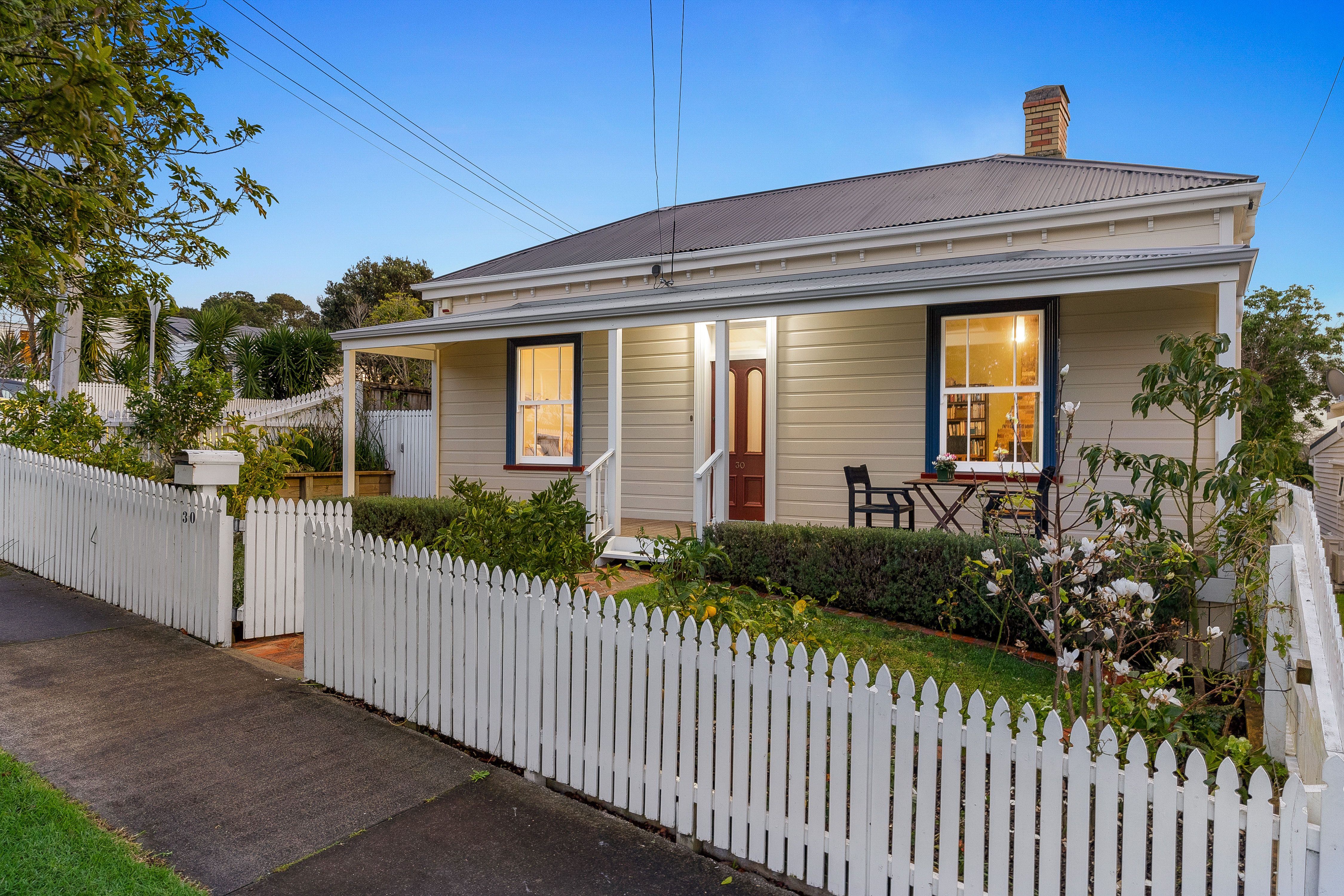 30 Kingsland Avenue, Kingsland, Auckland City 1021 - Sold House - Ray ...