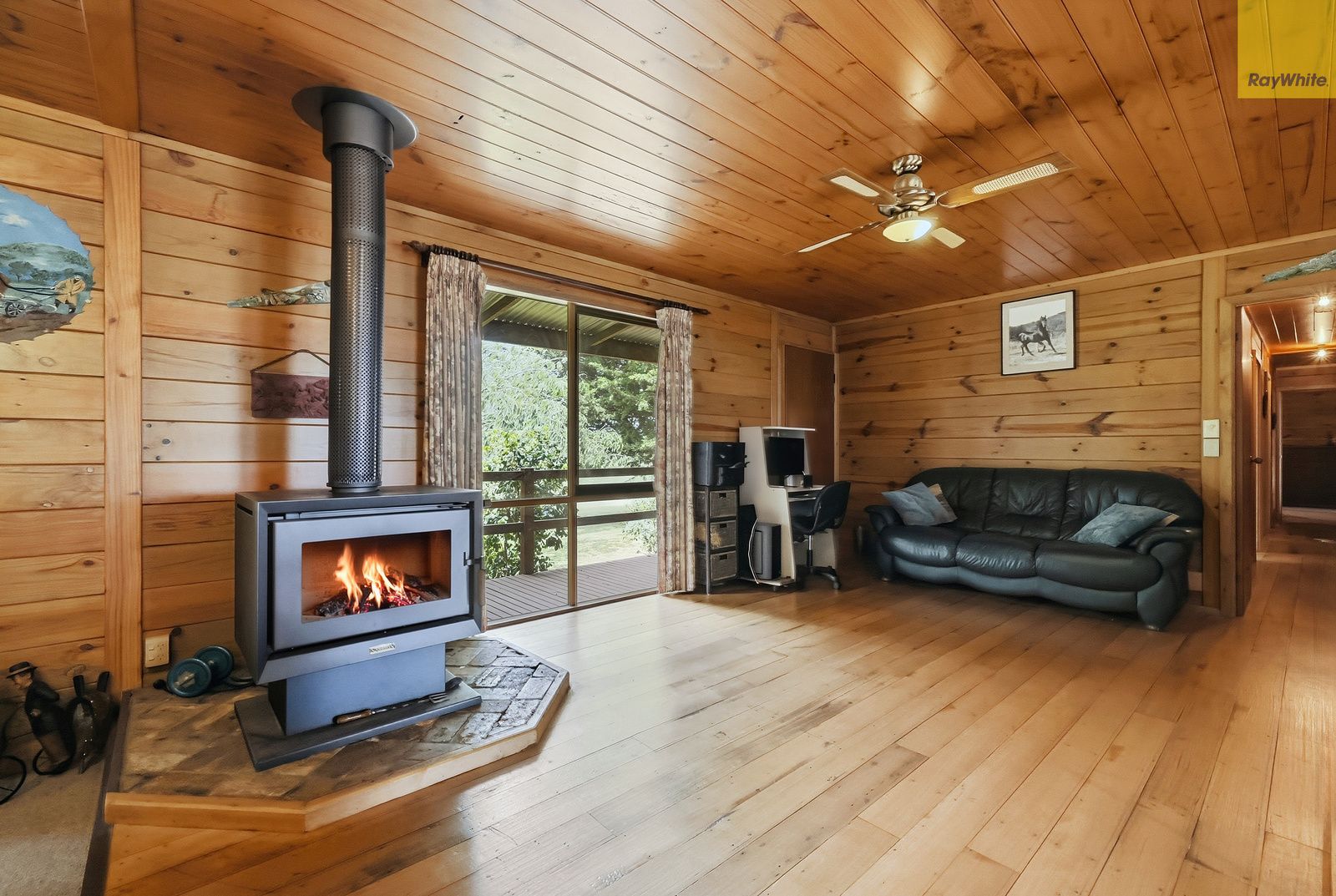 19 Von Steiglitz Drive, Ballan, VIC 3342 - House for Sale - Ray White ...