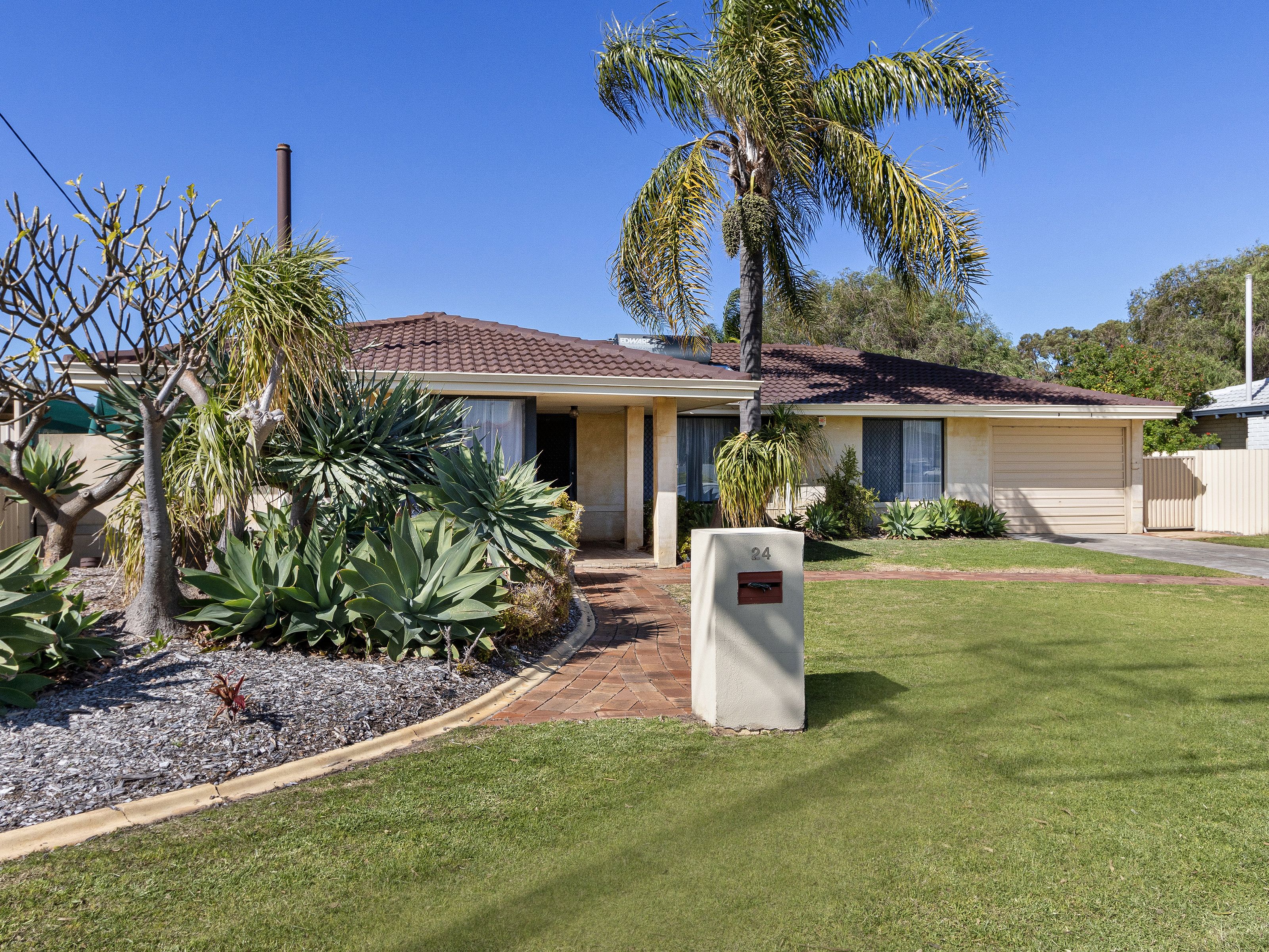 24 Council Avenue, Rockingham, WA 6168 - Sold House - Ray White ...