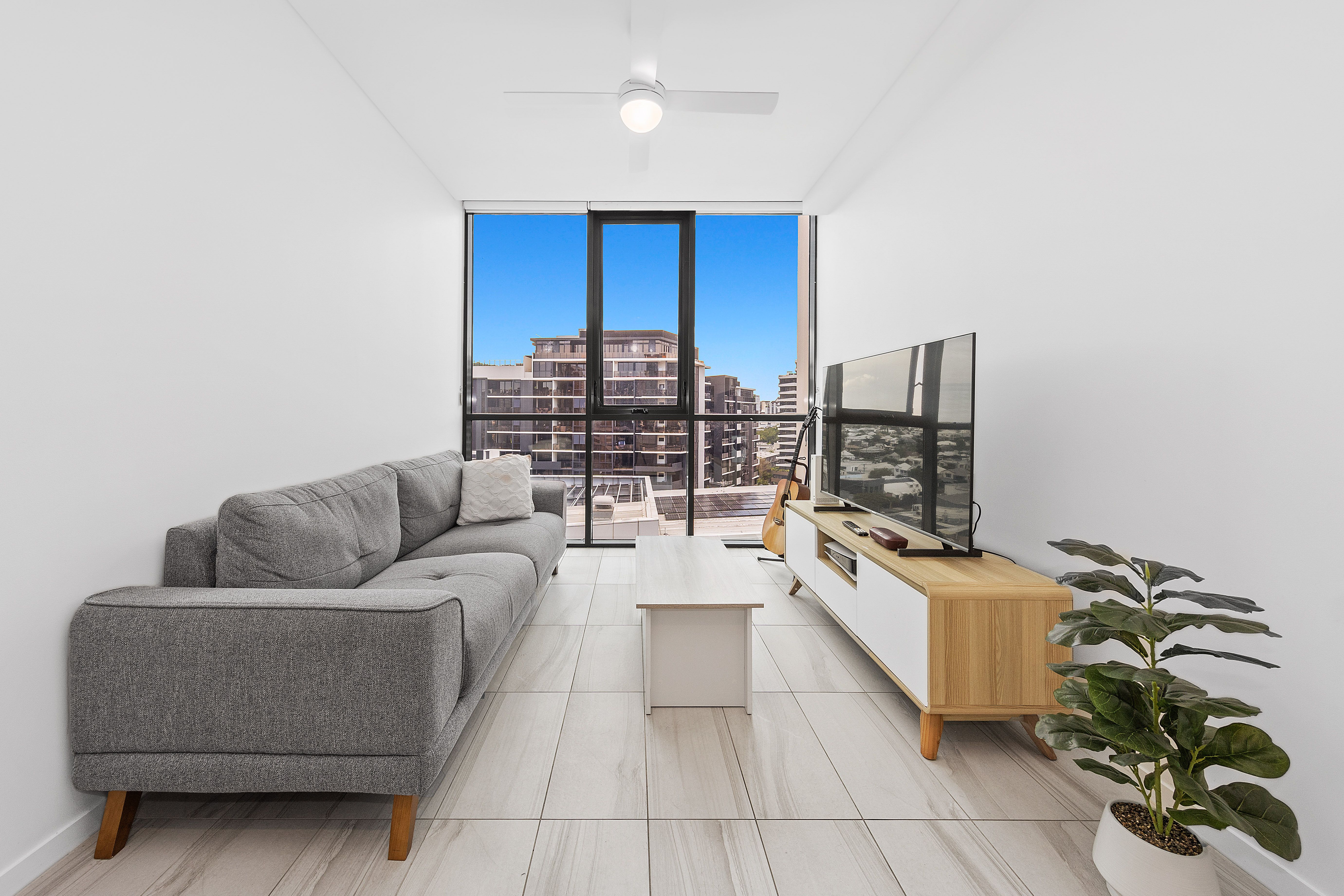 1105/10 Stratton Street, Newstead, QLD 4006 - Sold Apartment - Ray ...