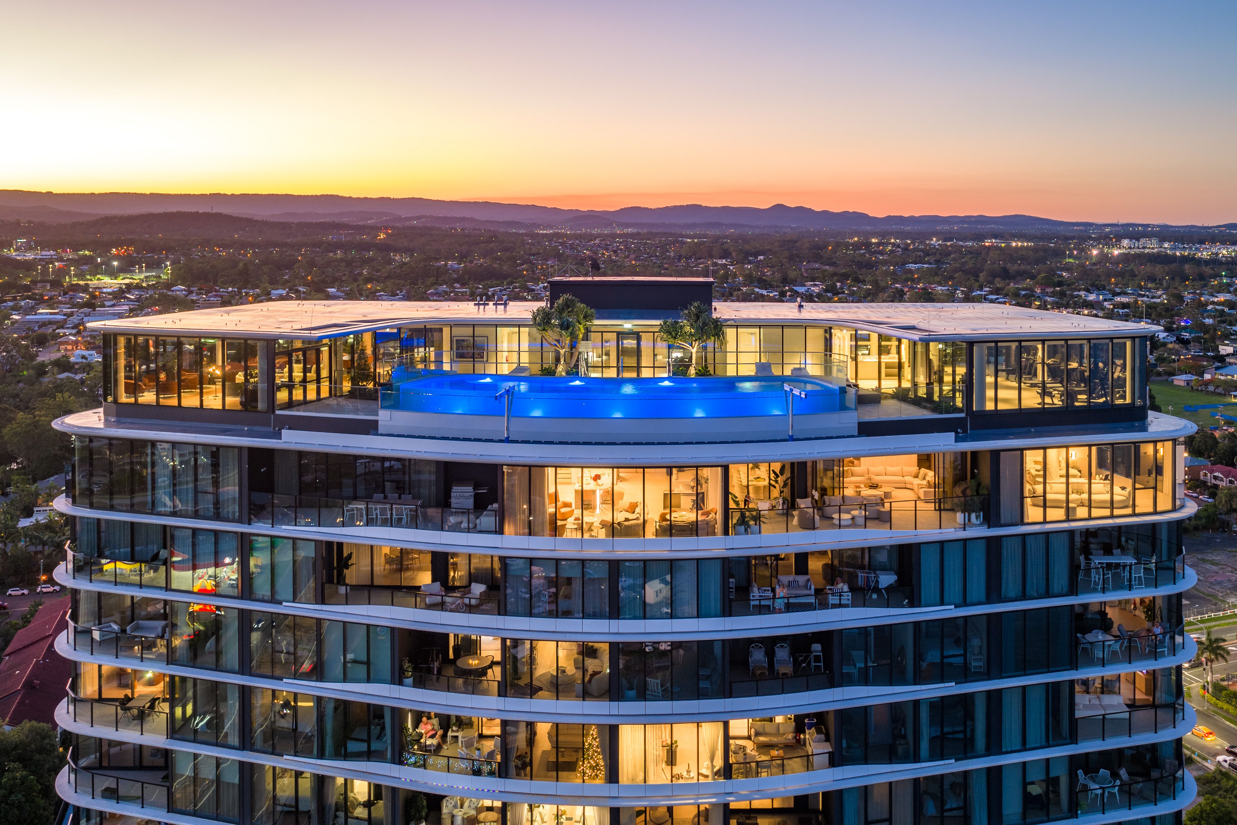 805/180 Marine Parade, Labrador, QLD 4215 - Unit for Sale - Ray White ...