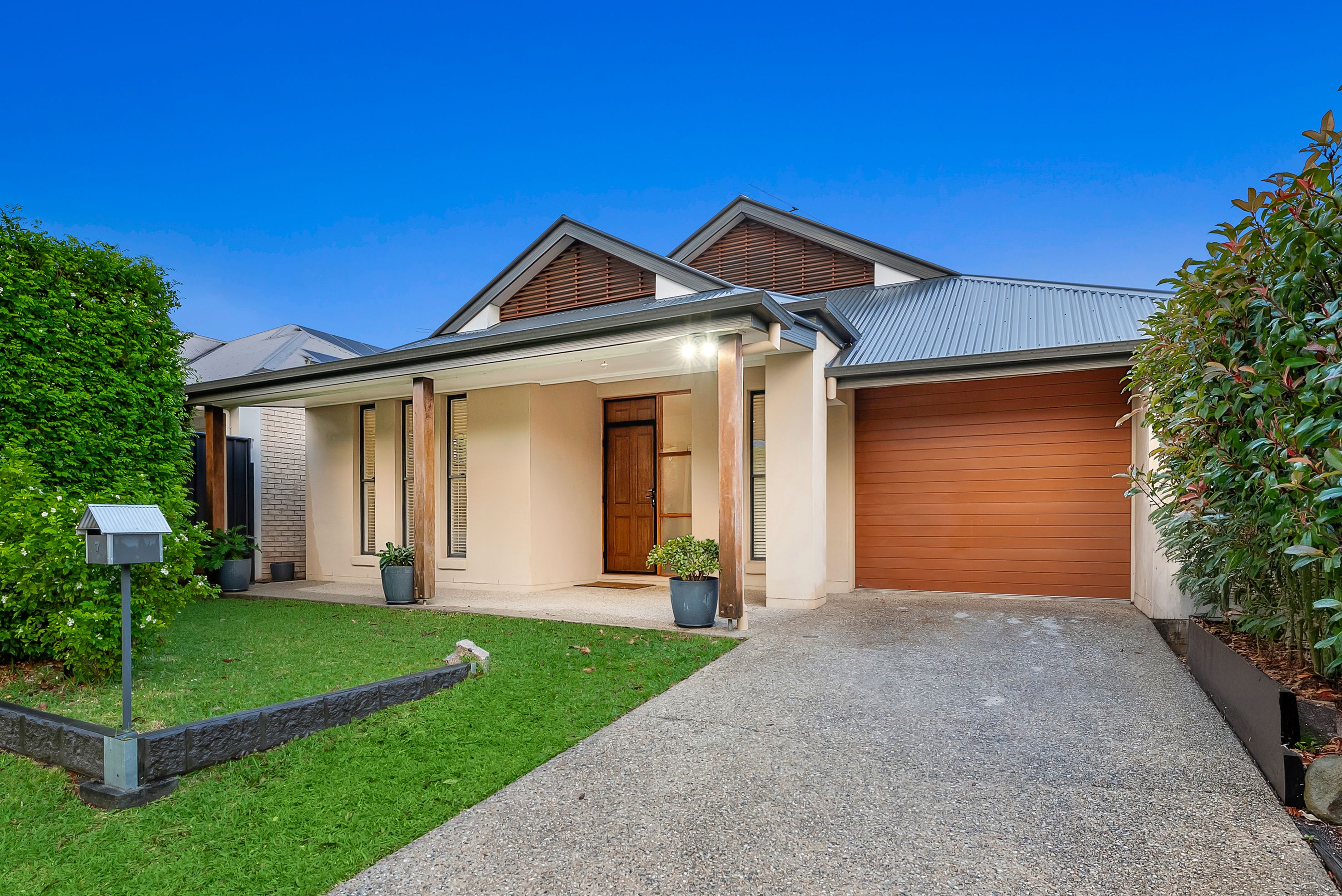 7 Kowari Crescent, North Lakes, QLD 4509 - Sold House - Ray White North ...