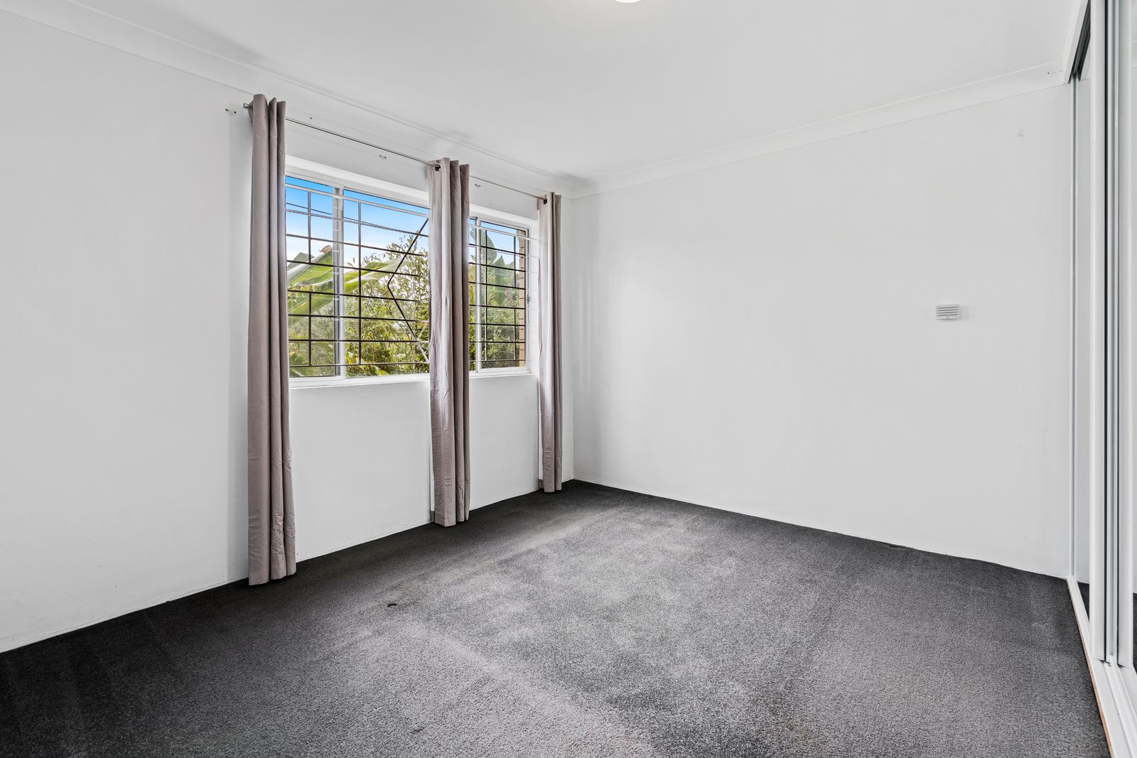 1/8 Wilton Terrace, Yeronga, QLD 4104 - Unit for Rent - Ray White Moorooka