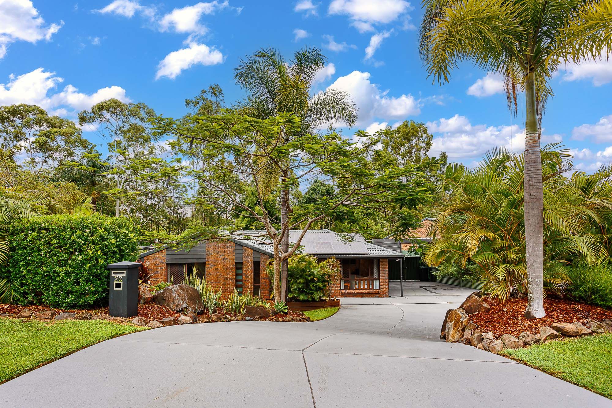 29 Kenneth Drive, Highland Park, QLD 4211 - Sold House - Ray White ...