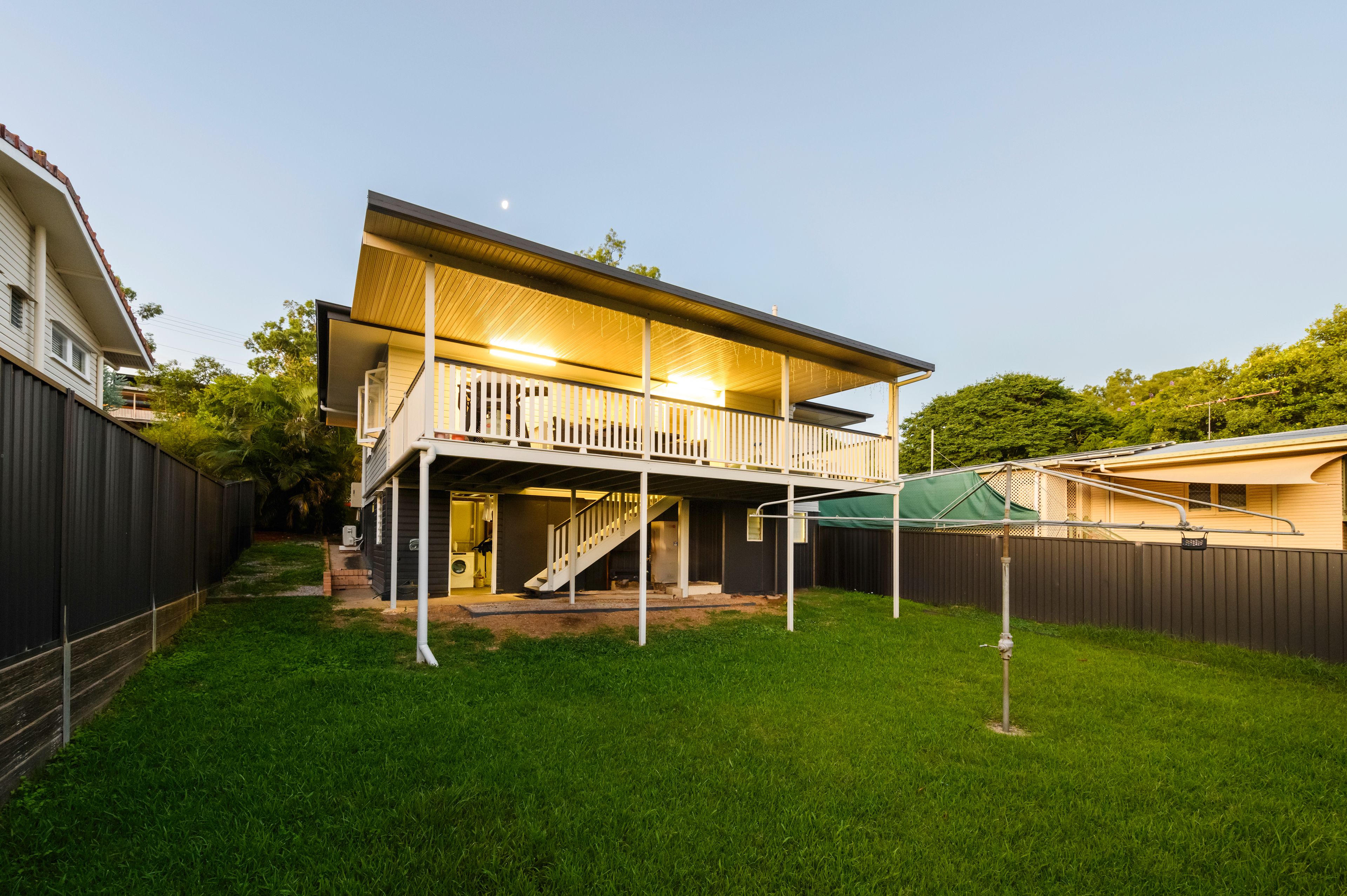 57 Minto Crescent, Arana Hills, QLD 4054 - Sold House - Ray White ...