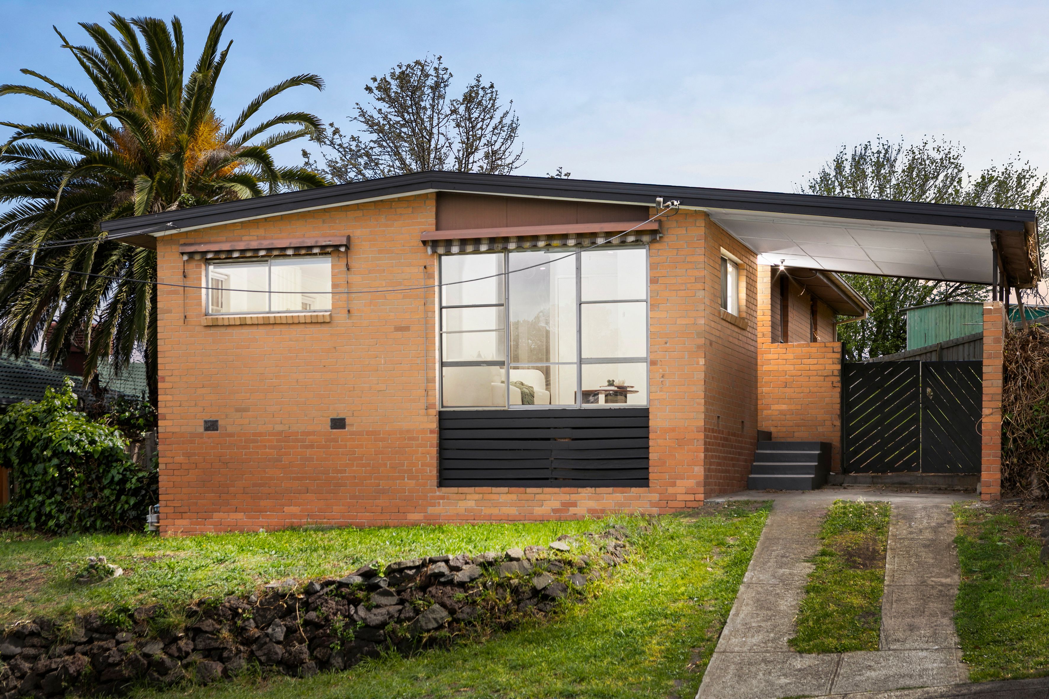 32 Lorraine Crescent, Jacana, VIC 3047 - Sold House - Ray White Glenroy