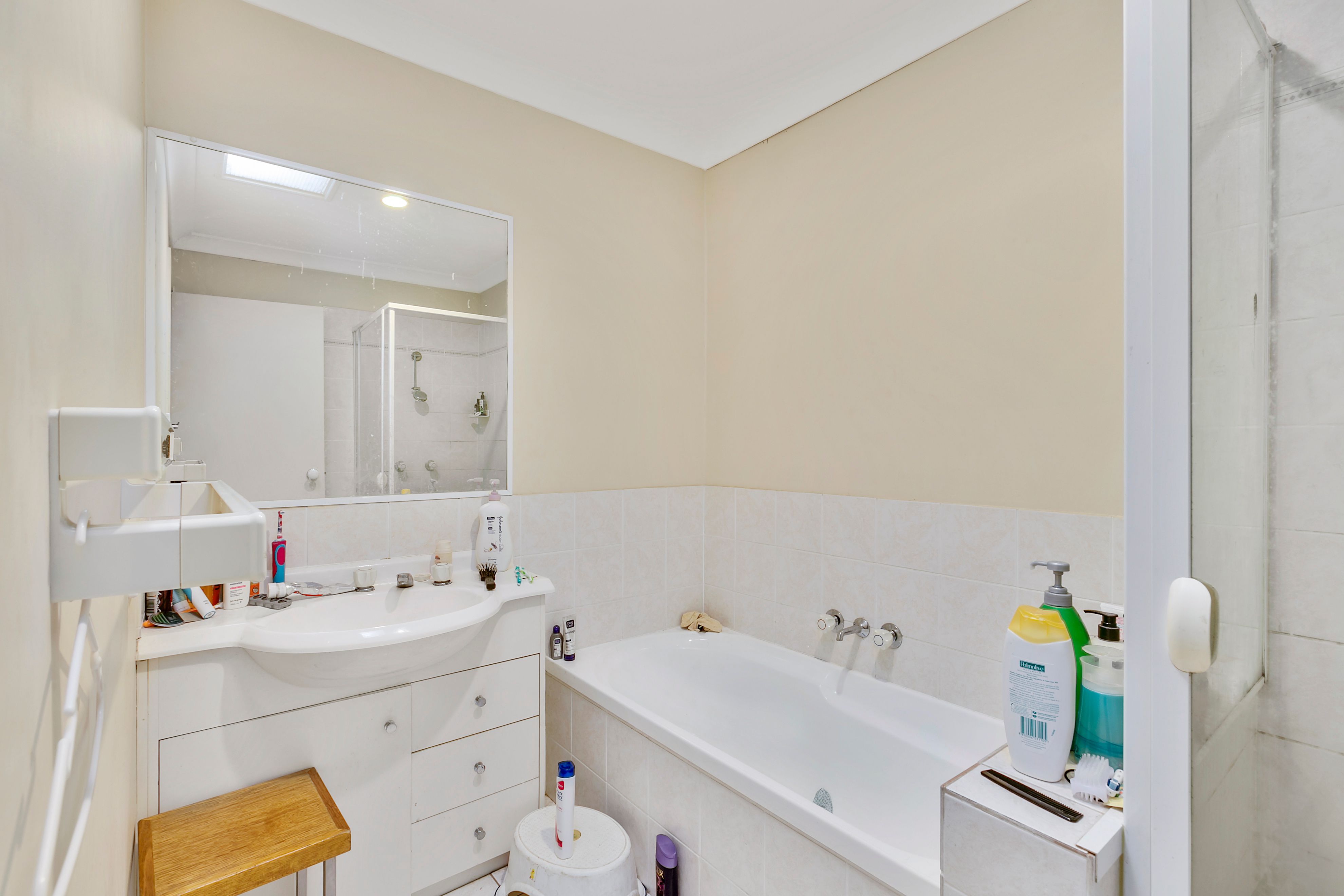 15/2 Studio Drive, Pacific Pines, QLD 4211 - Sold Unit - Ray White Hope ...