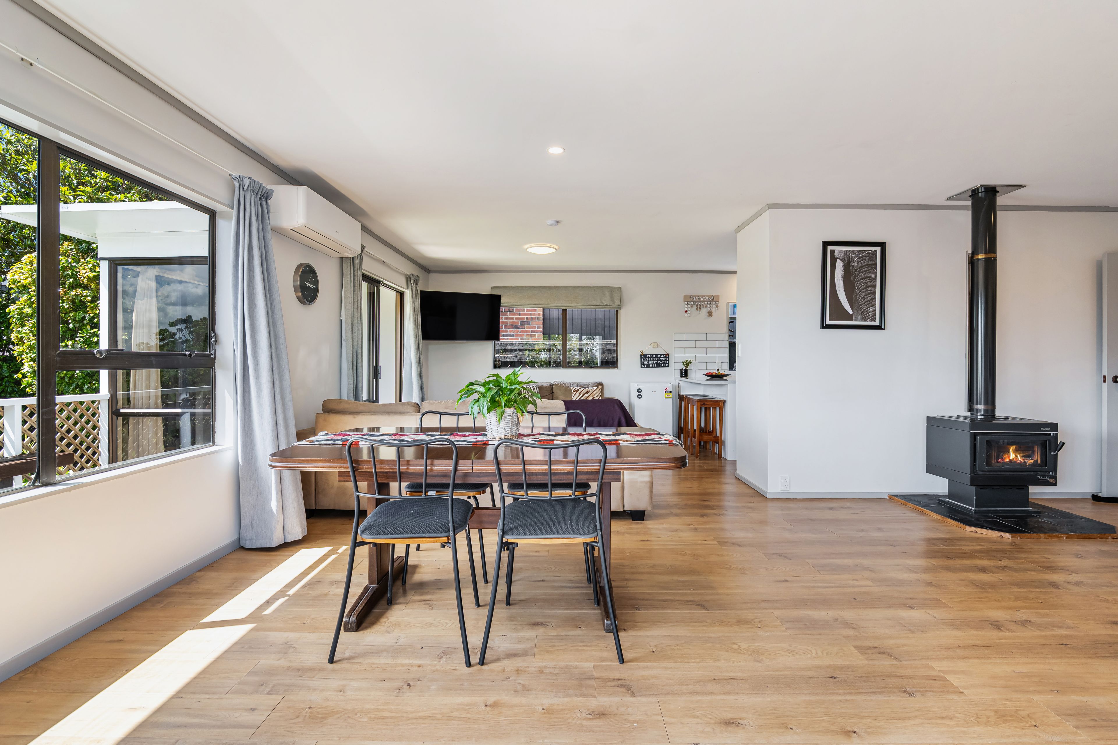 33B Brandon Road, Manly, Rodney 0930 - Sold House - Ray White Carpenter ...