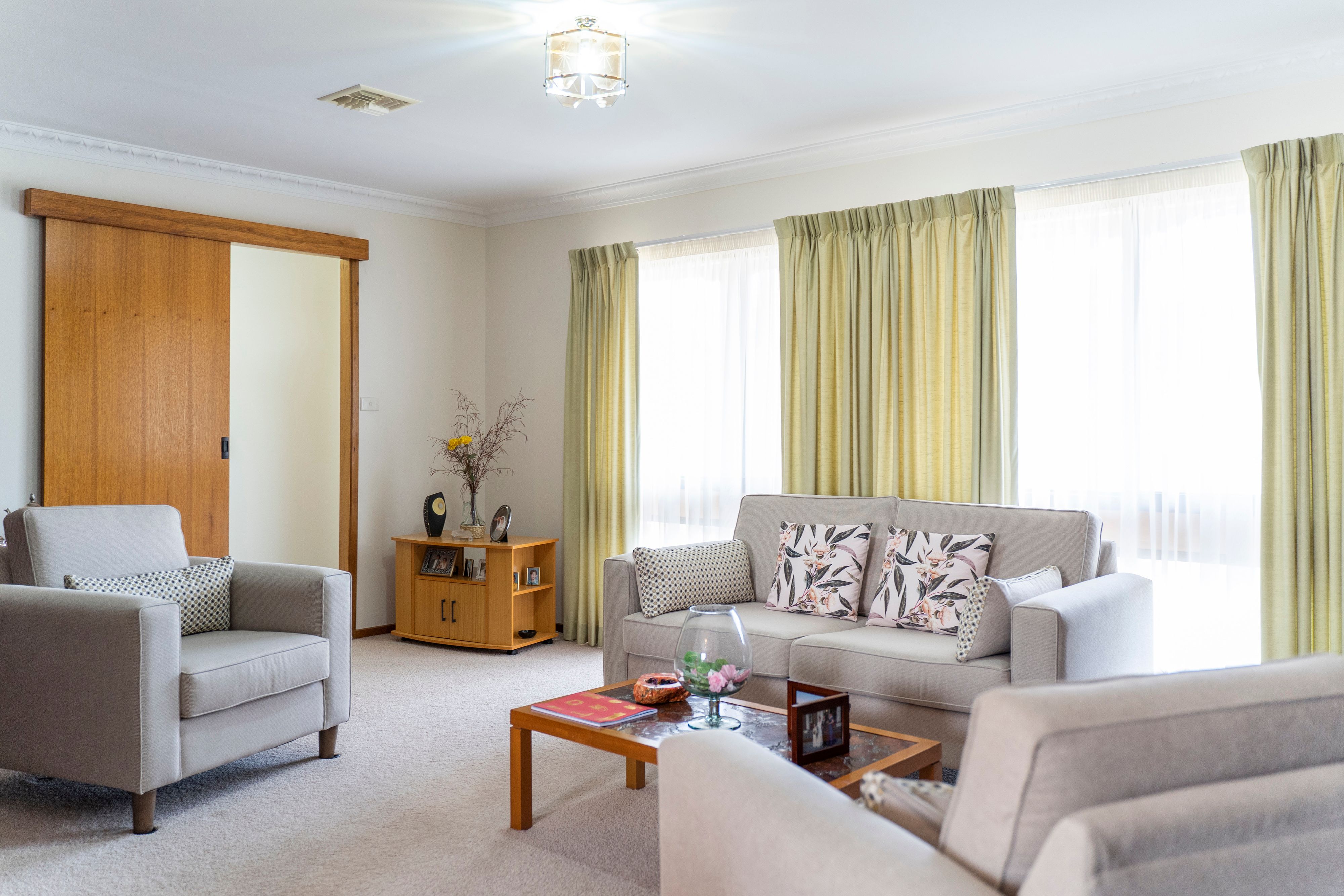 142 Cooma Street, Karabar, NSW 2620 - Sold House - Ray White Queanbeyan ...