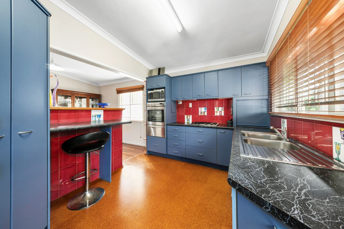 31 Bank Road, Graceville, QLD 4075 - Sold House - Ray White Sherwood ...