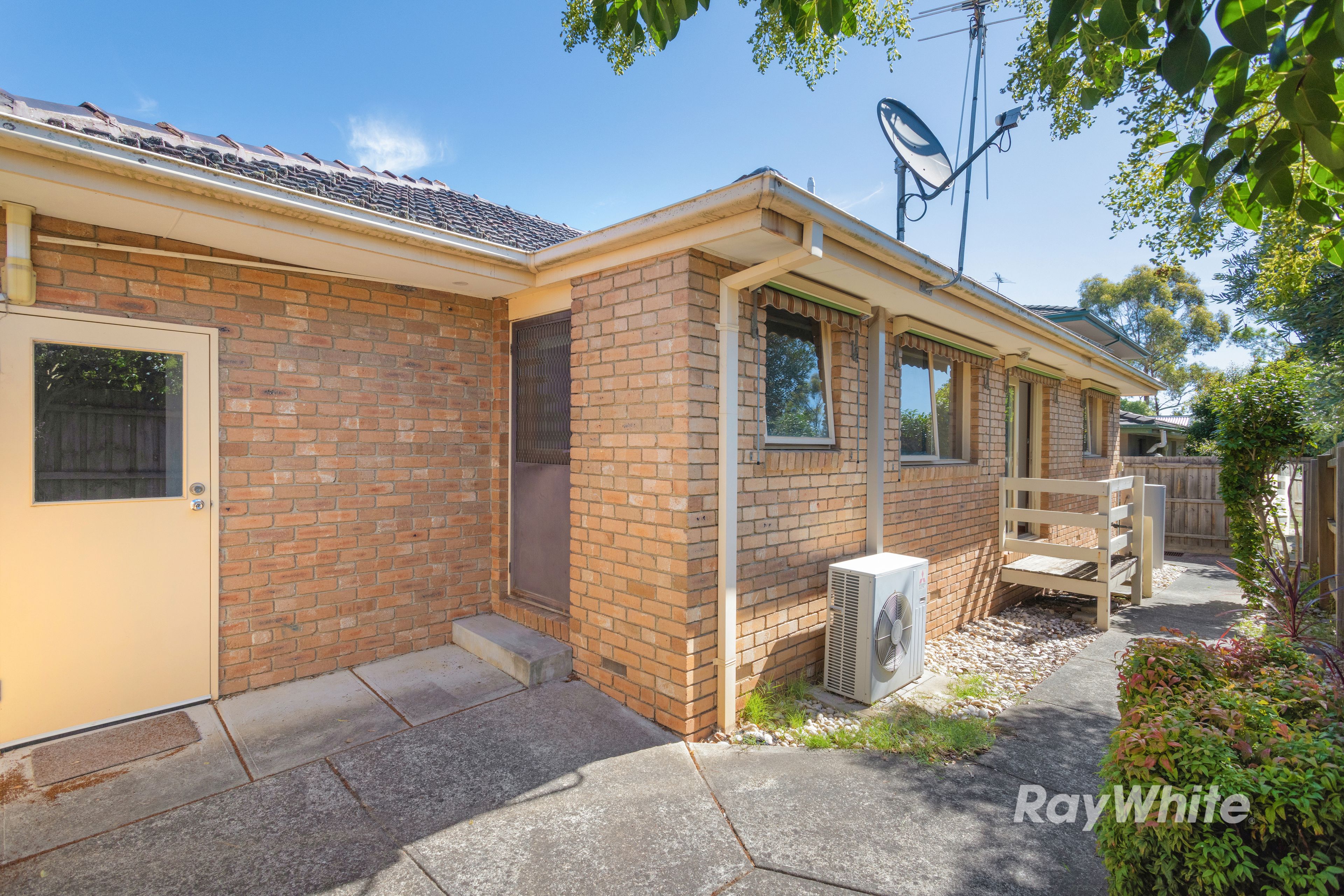 2/5 Irving Street, Mount Waverley, VIC 3149 - Sold Unit - Ray White ...