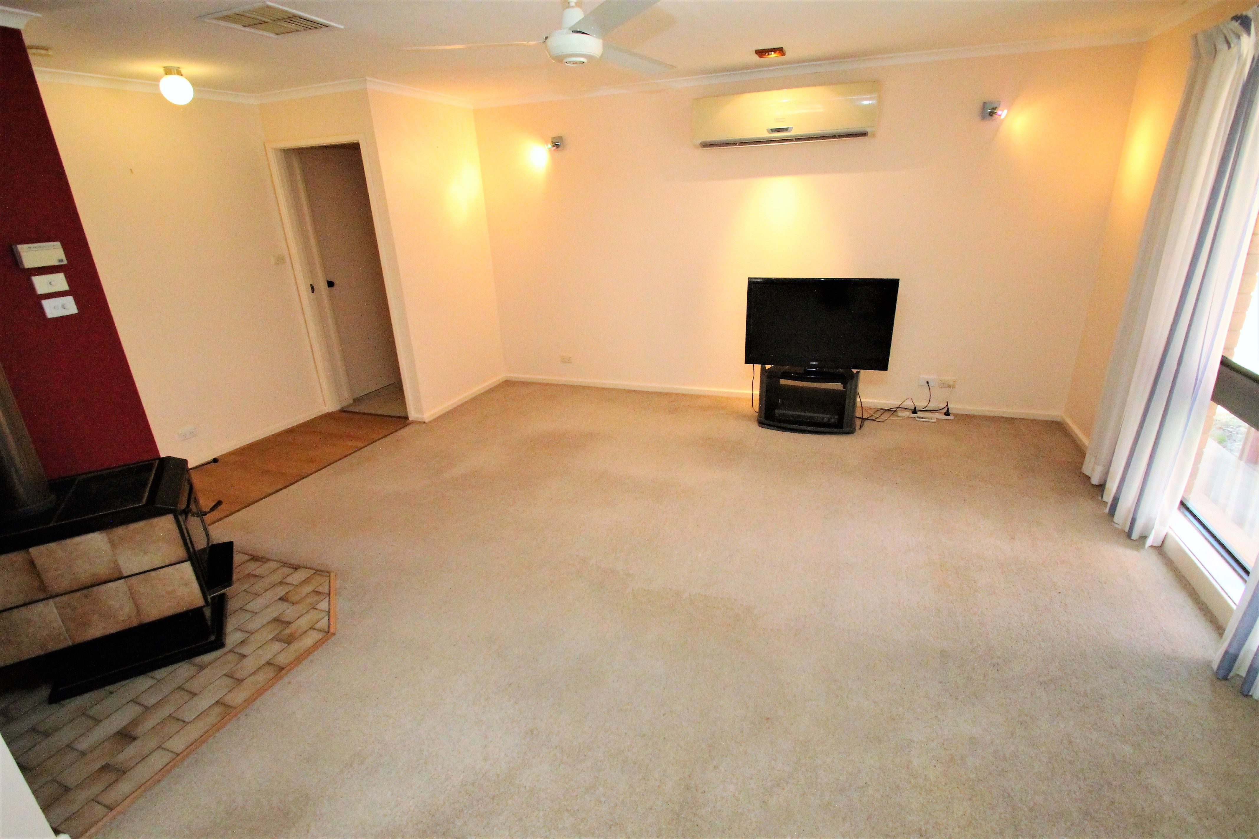 1-11 Kingston Street, Spring Ridge, NSW 2343 - Sold House - Ray White ...