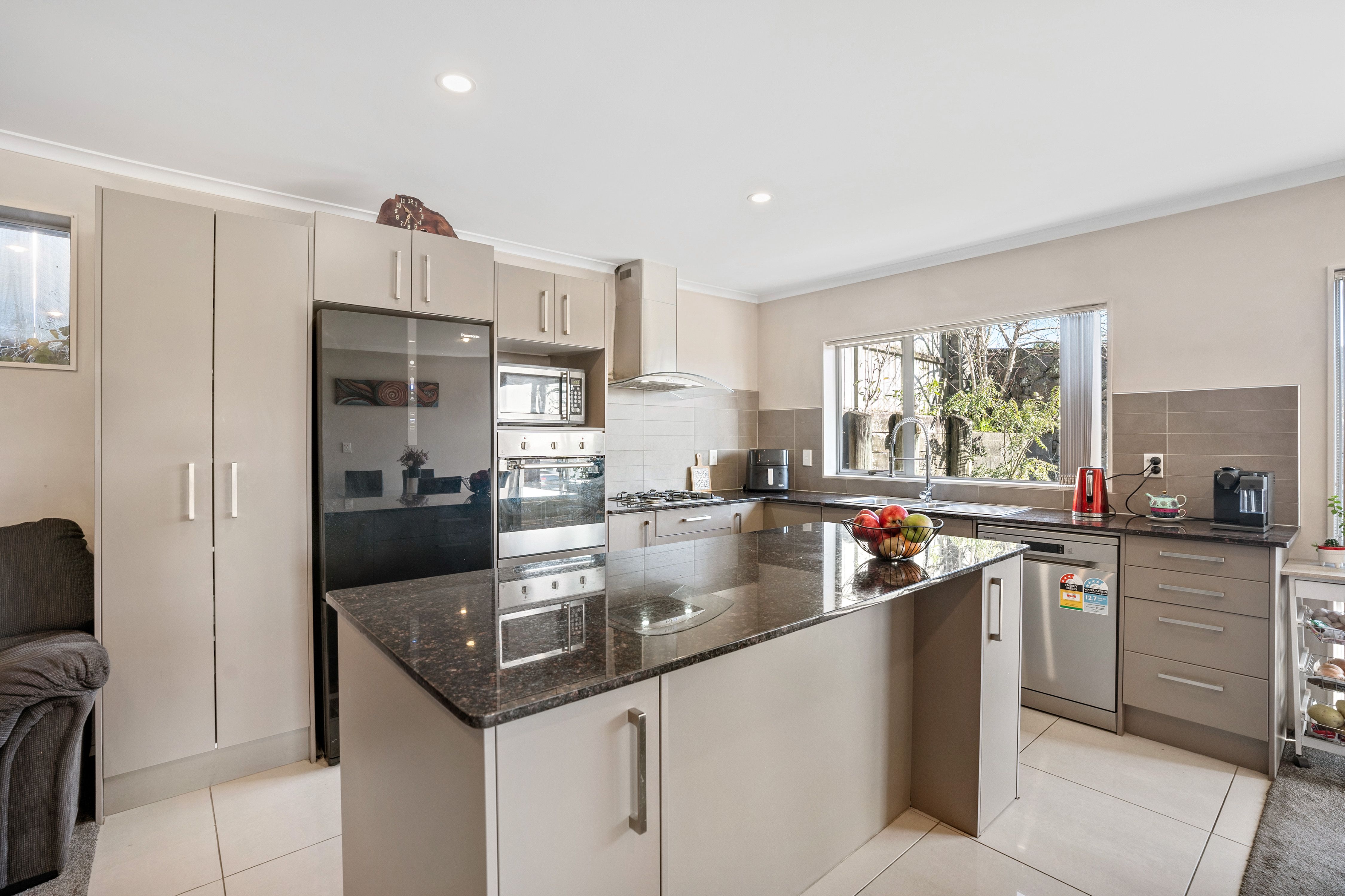 168A Hillsborough Road, Hillsborough, Auckland City 1042 - Sold House ...