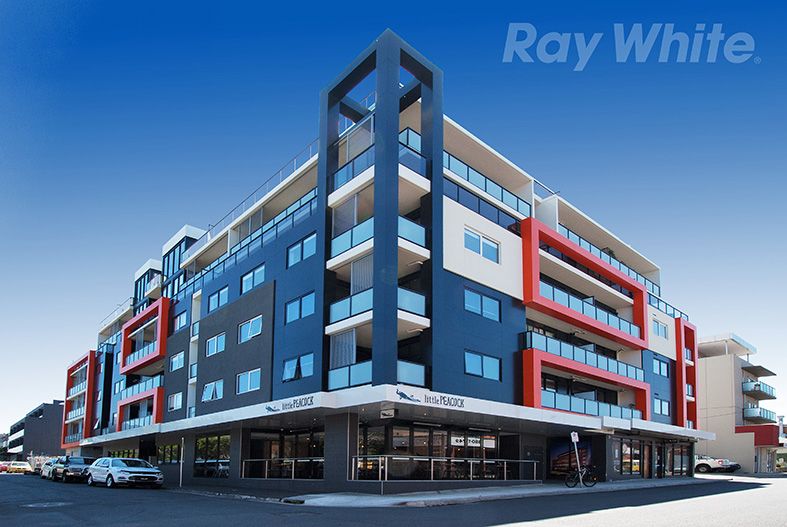 The 1010 building in Melbourne that's designed to create the slanting ...