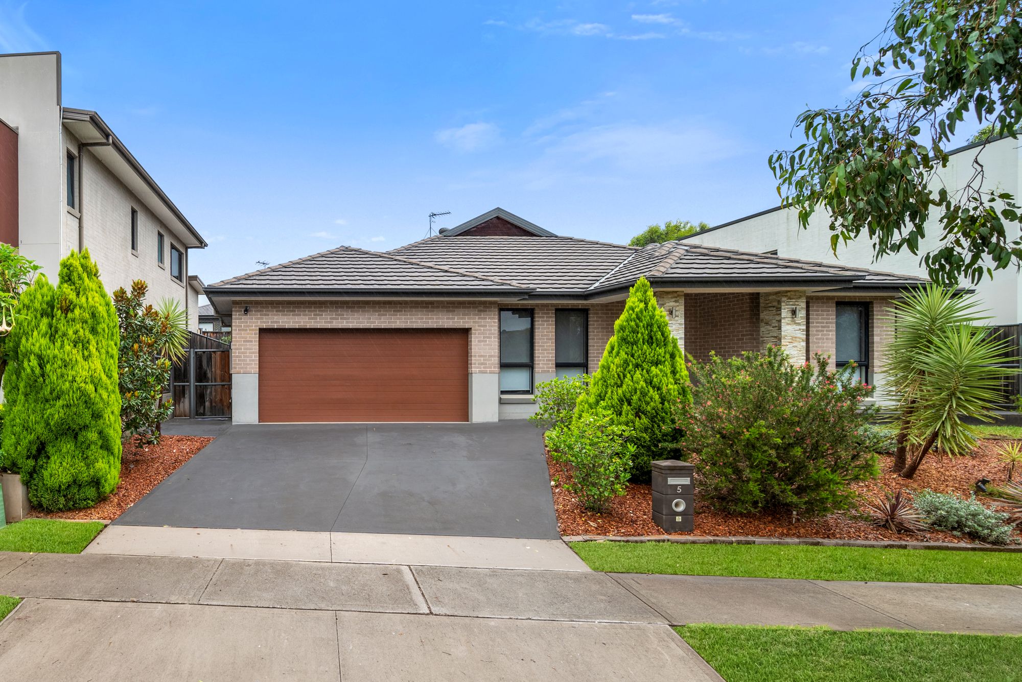 5 Greenlink Drive, Glenmore Park, NSW 2745 - Sold House - Ray White ...